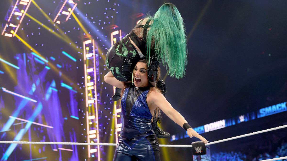 Golden Sentai On Twitter Rt Femalelroom Molly Holly Produced Alexa Bliss Vs Sonya Deville On