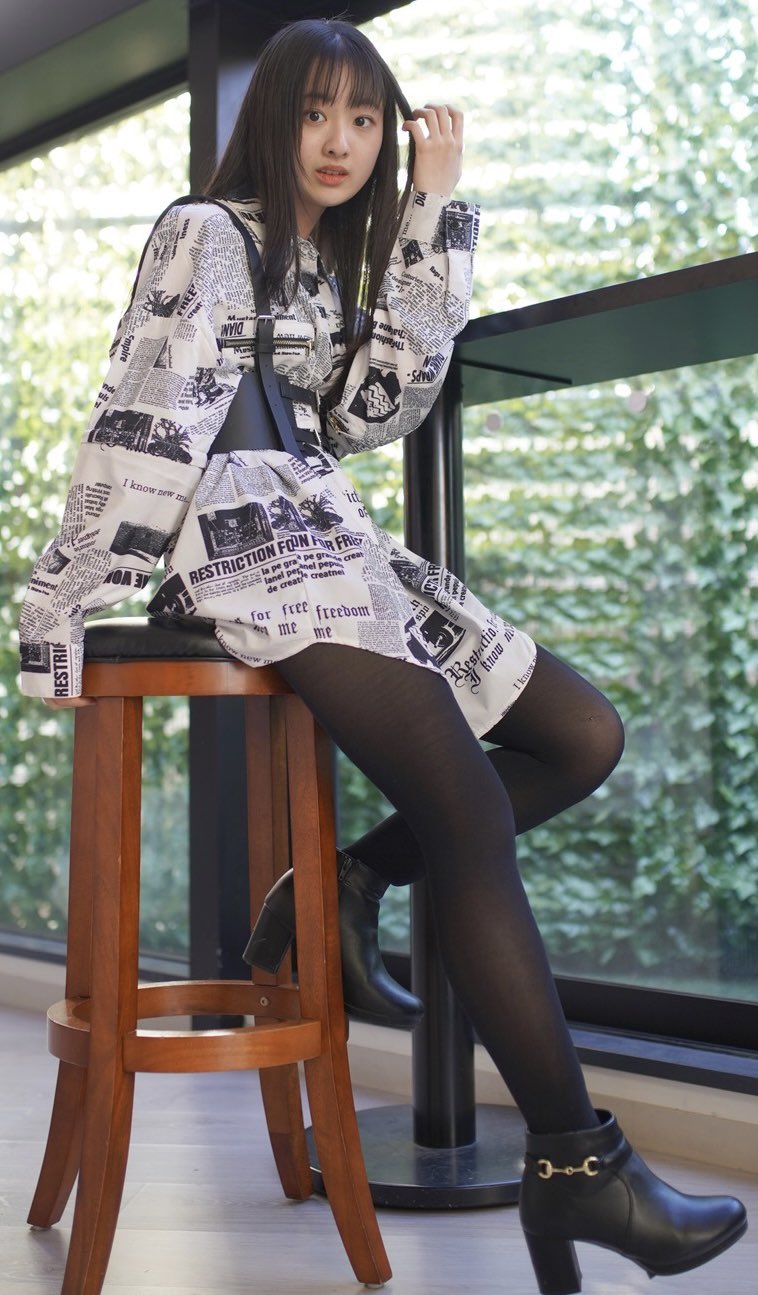 kuro on Twitter: "黒タイツ https://t.co/huuHYkO62M" / Twitter