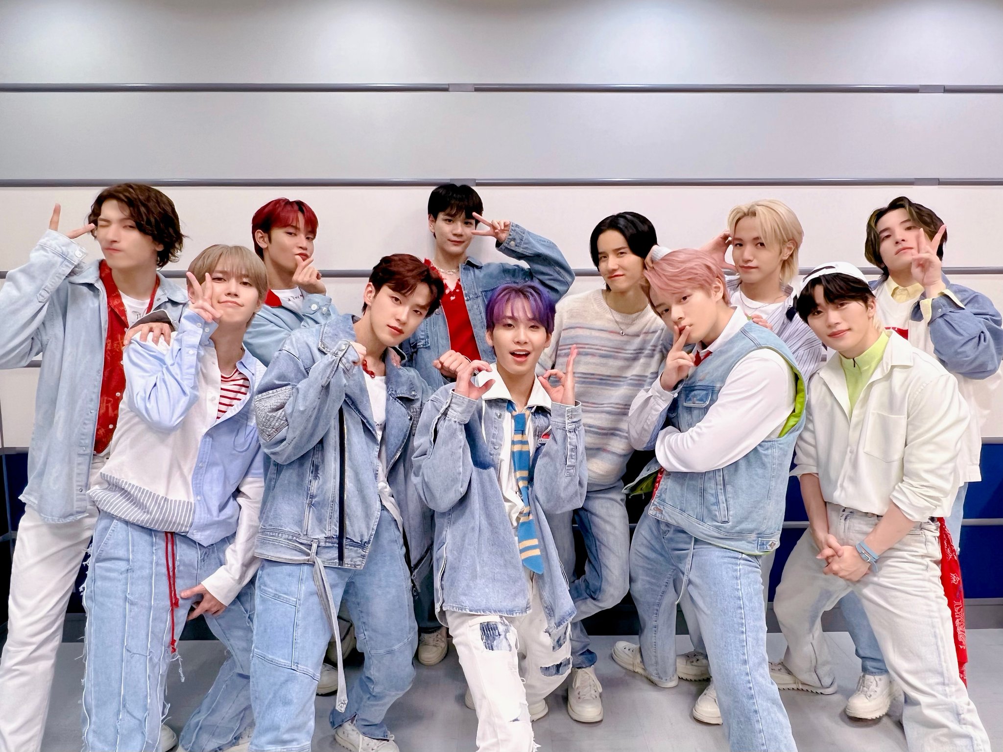 JO1 on Twitter: "TBS《 #CDTVライブライブ 》 出演させていただきました🎉 ありがとうございました！ 🎧 #With_Us MV https://t.co ...