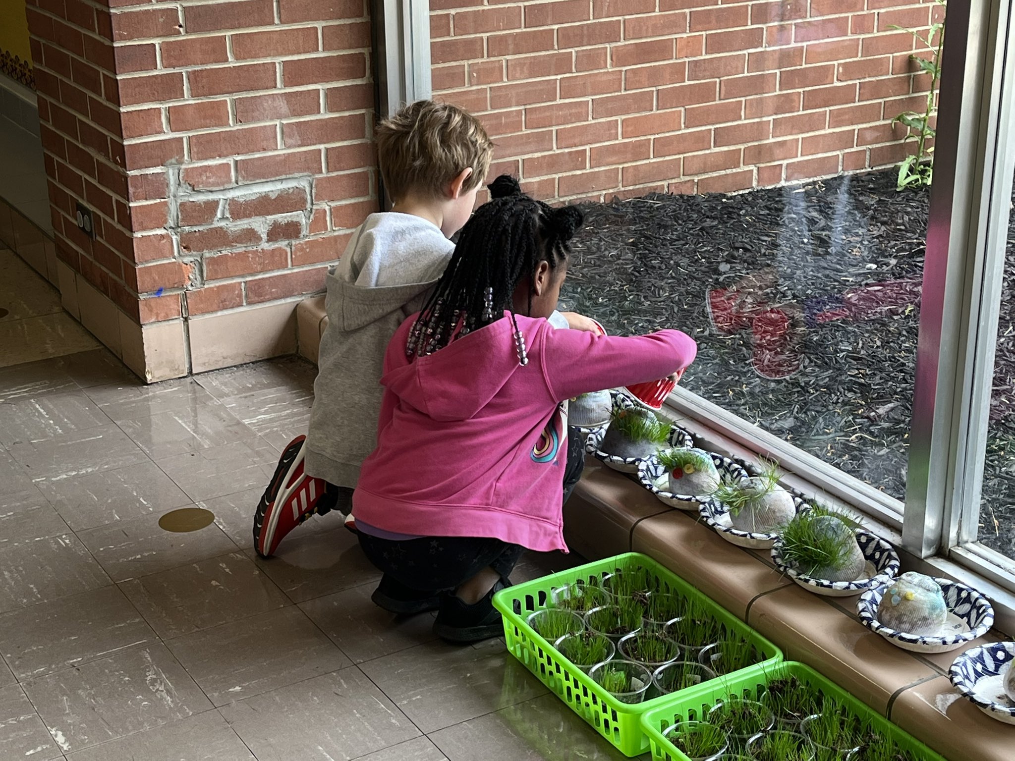 Avon Early Learning Center on Twitter: "Look at our scientists working hard! https://t.co ...