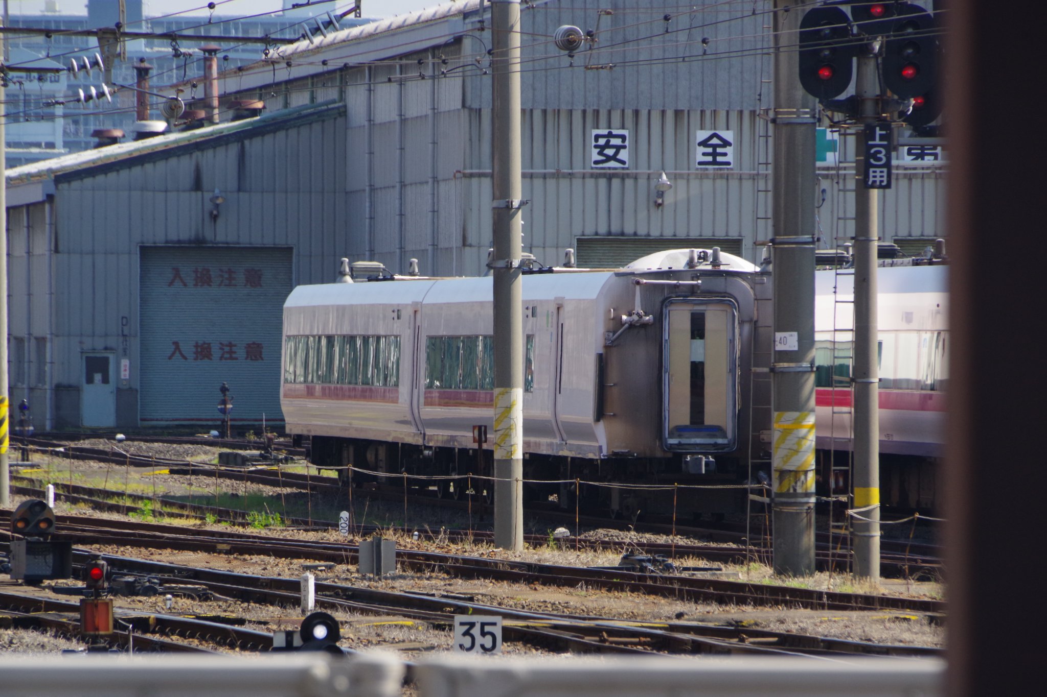 HEROMO(鉄模人・線路際蹲人) Twitter ನಲ್ಲಿ: "郡山派出留置のE657系K11上り方5両 3と2に分割されてるんですね。 5/24 #E657系 常磐線民として記録しておき ...