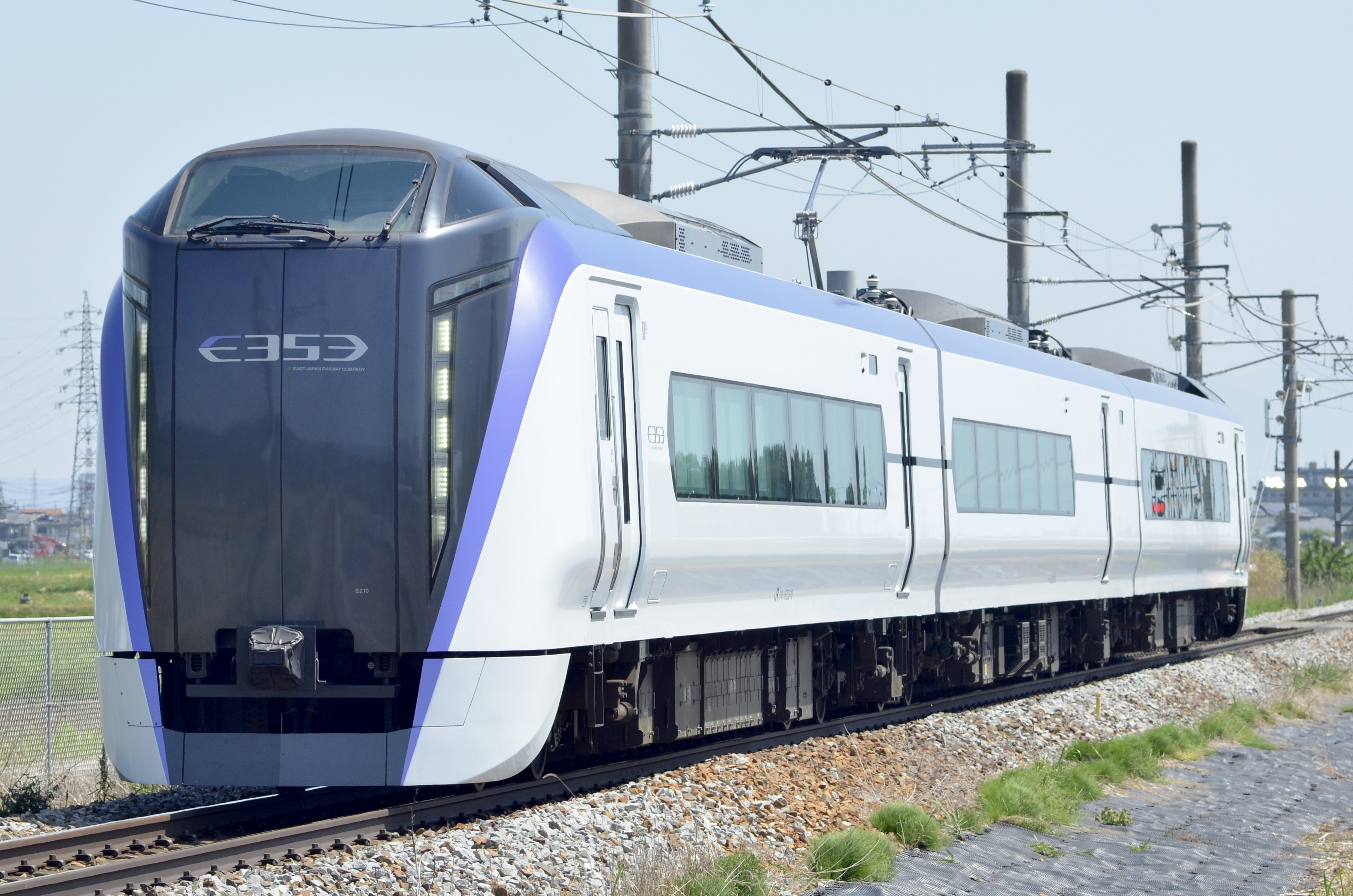 Native Dancer on Twitter: "回9951M E353系S120編成 入場回送 試9960M E353系S210編成 出場試運転 https://t.co ...