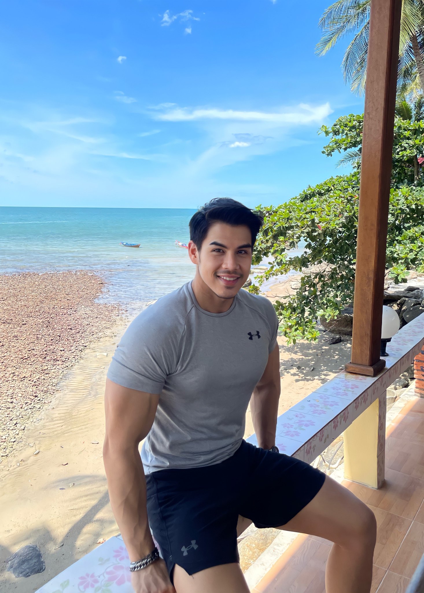 Nawin Wannvong on Twitter: "Hi , kanorm Beach 😝😝😝😝☺️☺️☺️ https://t.co/4T4Nq1zD32" / Twitter