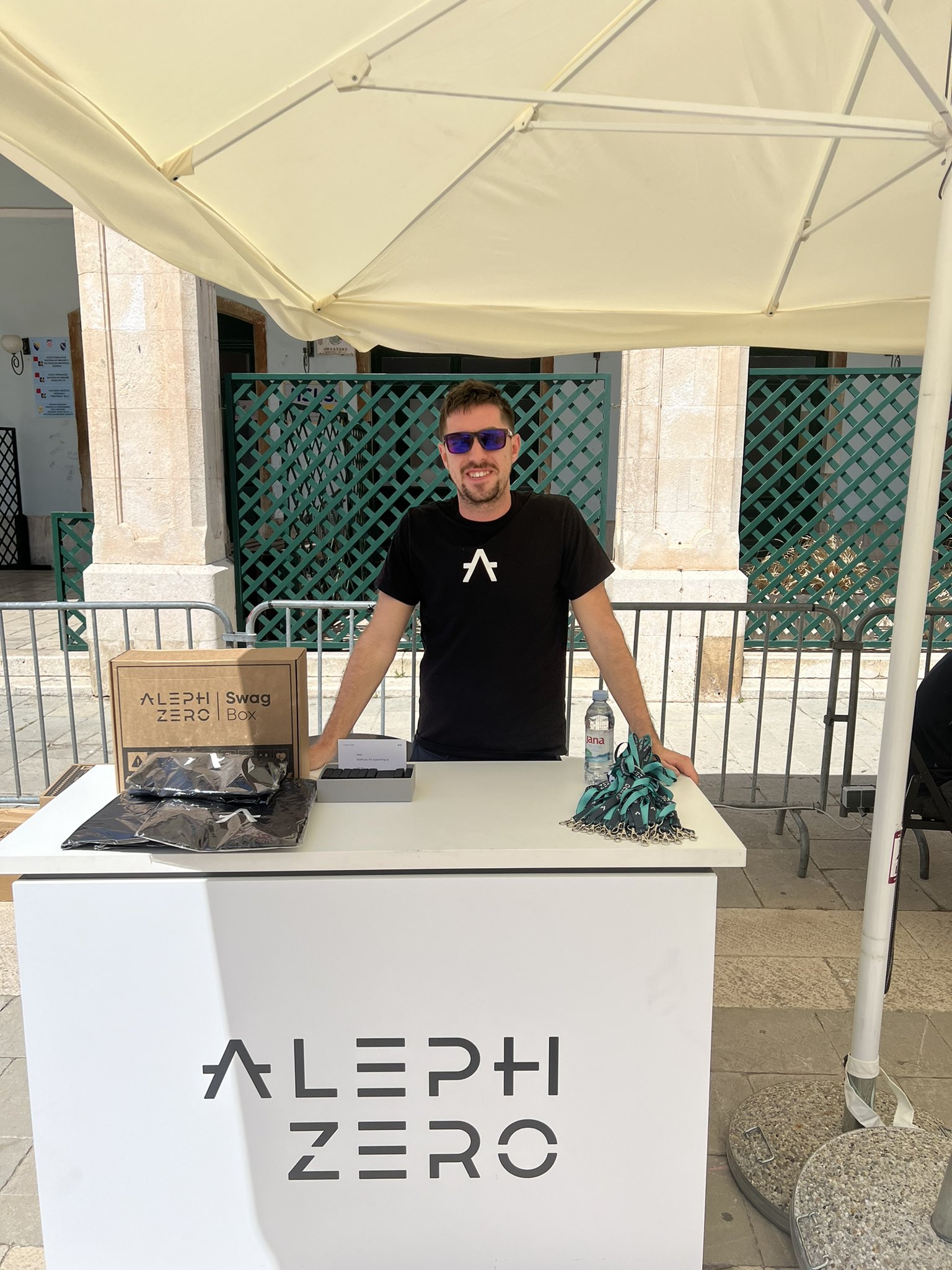 Nick Fisher 👉 at BlockSplit on Twitter: "Come and meet us in BlockSplit 👌🏻 https://t.co ...