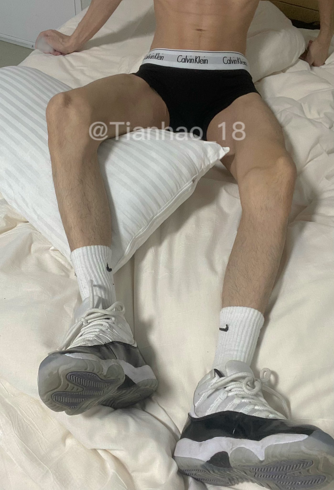 大屌天天 （互推 接推广） on Twitter: "出现一下 https://t.co/kk6LGTjl7Z" / Twitter