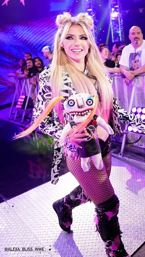 πmonday Night Bliss π On Twitter Alexa Bliss Is So Beautiful π