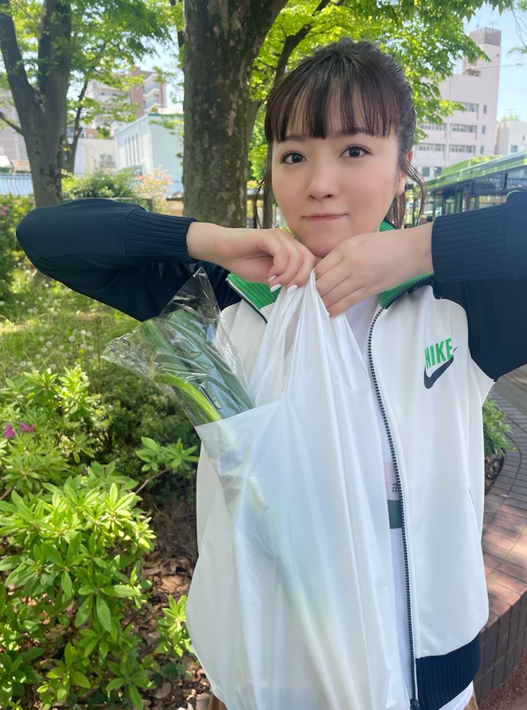 私立恵比寿中学（エビ中） on Twitter: "5/31 (火) 発売!! BUBKA7月号 に #中山莉子 が 掲載されますっ🪄︎︎ ・中山莉子 ソログラビア&インタビュー 「惚れたっ ...