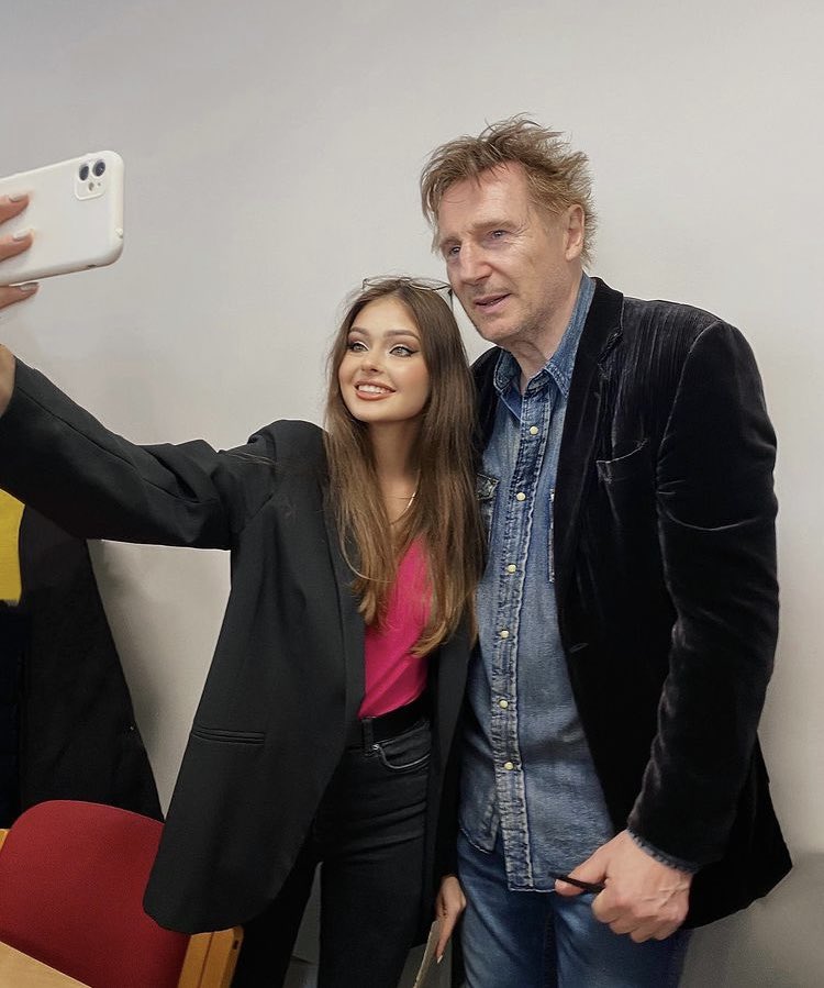 Liam Neeson Girlfriend 2022