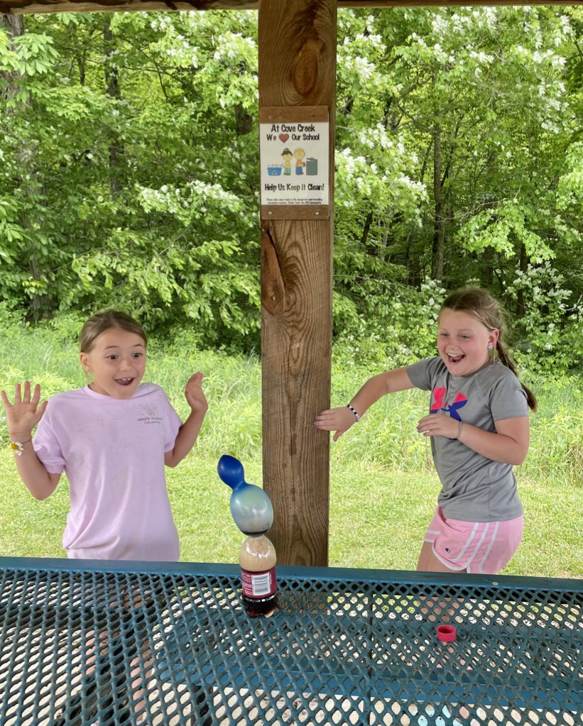 Miss Libby's Classroom on Twitter: "Soda, mentos, and a balloon. Pure amazement! https://t.co ...