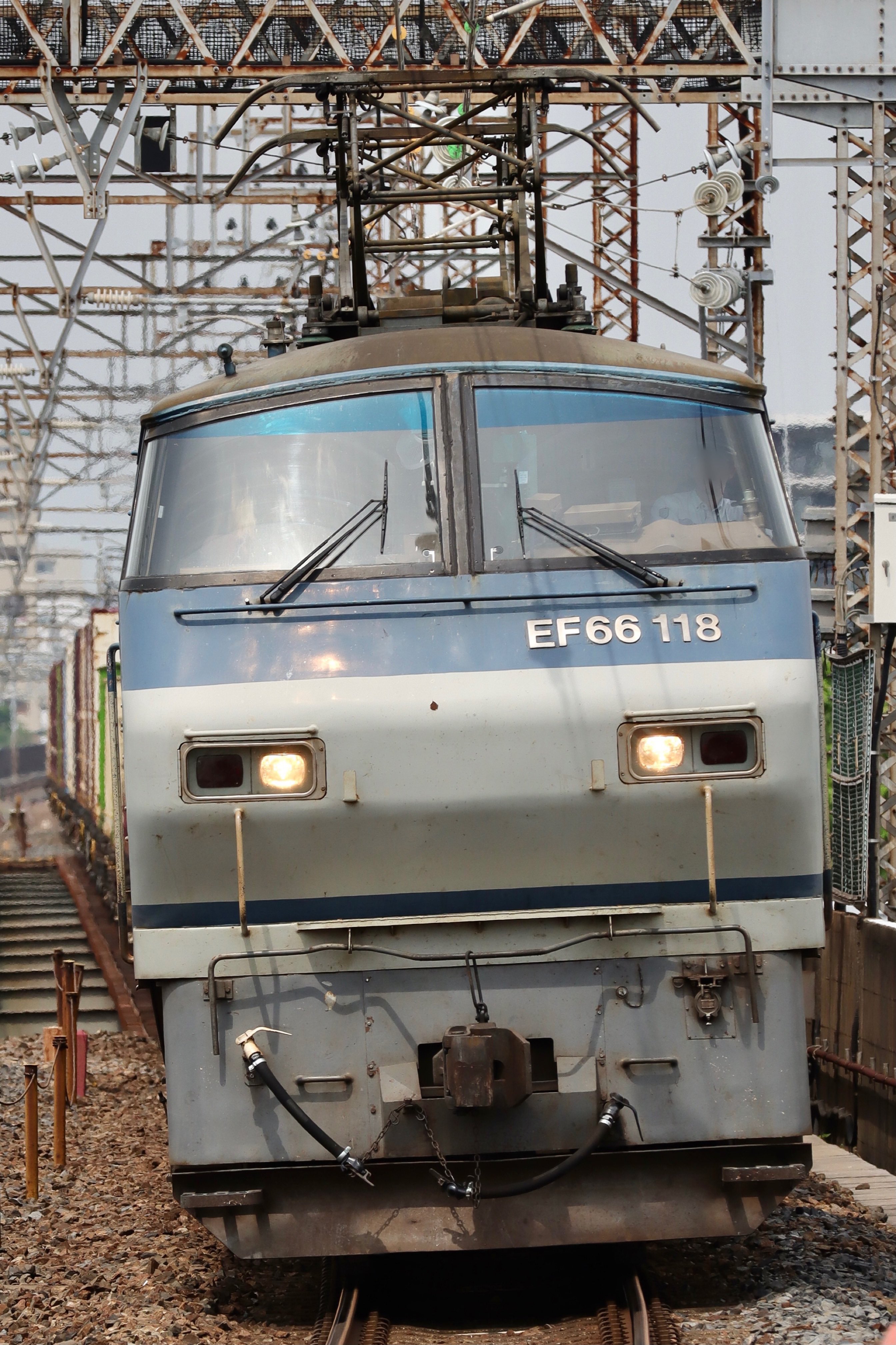 吾猫は輩である on Twitter: "2022.5.26 73レ EF66-118 配8790レ EF65-2090 8685レ EF65-2063 配8790レはコキ2Bだけだったので面 ...