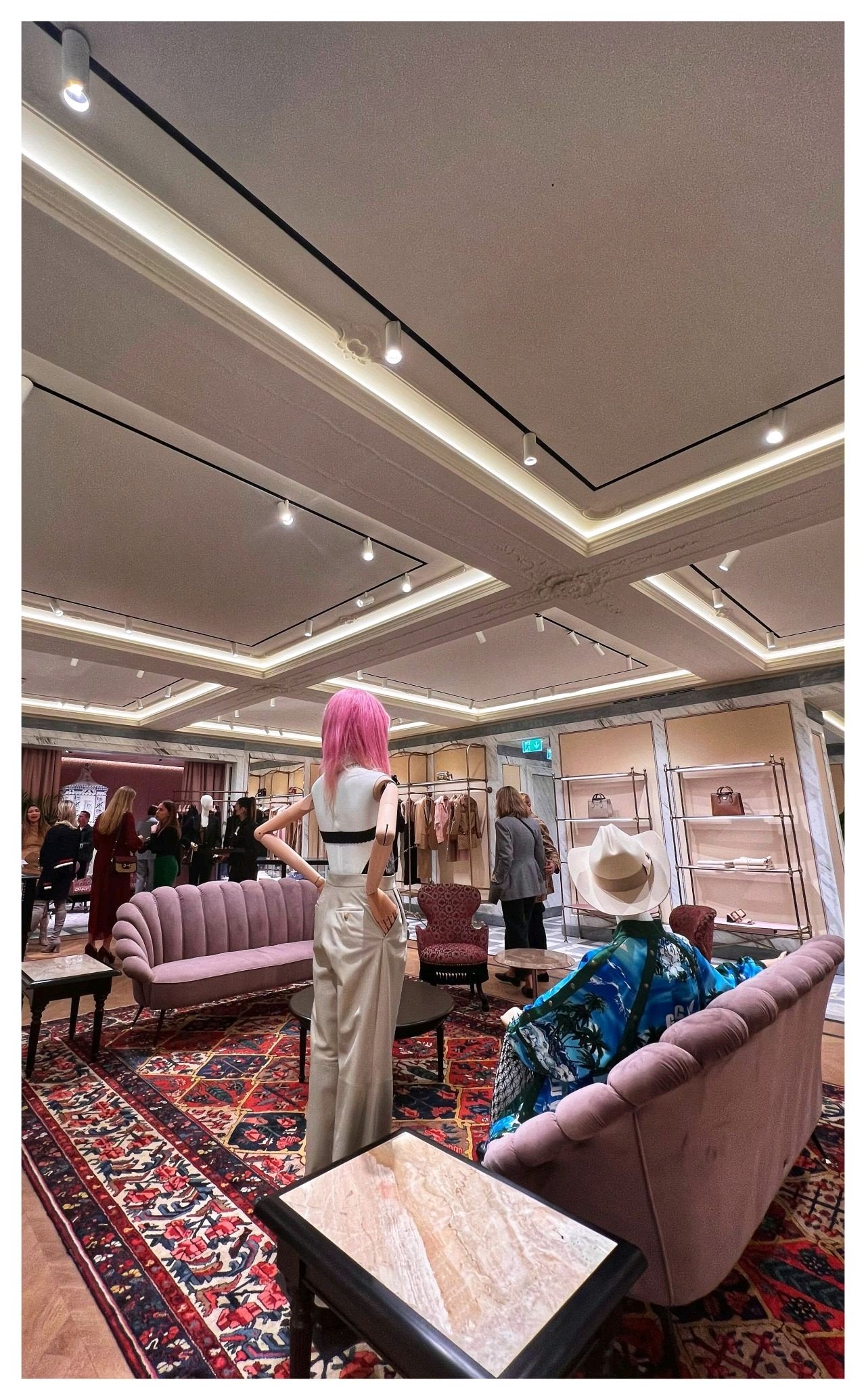 CPP-LUXURY.COM on Twitter: "GUCCI opens new store in Zurich #Gucci #GucciZurich #Zurich # ...