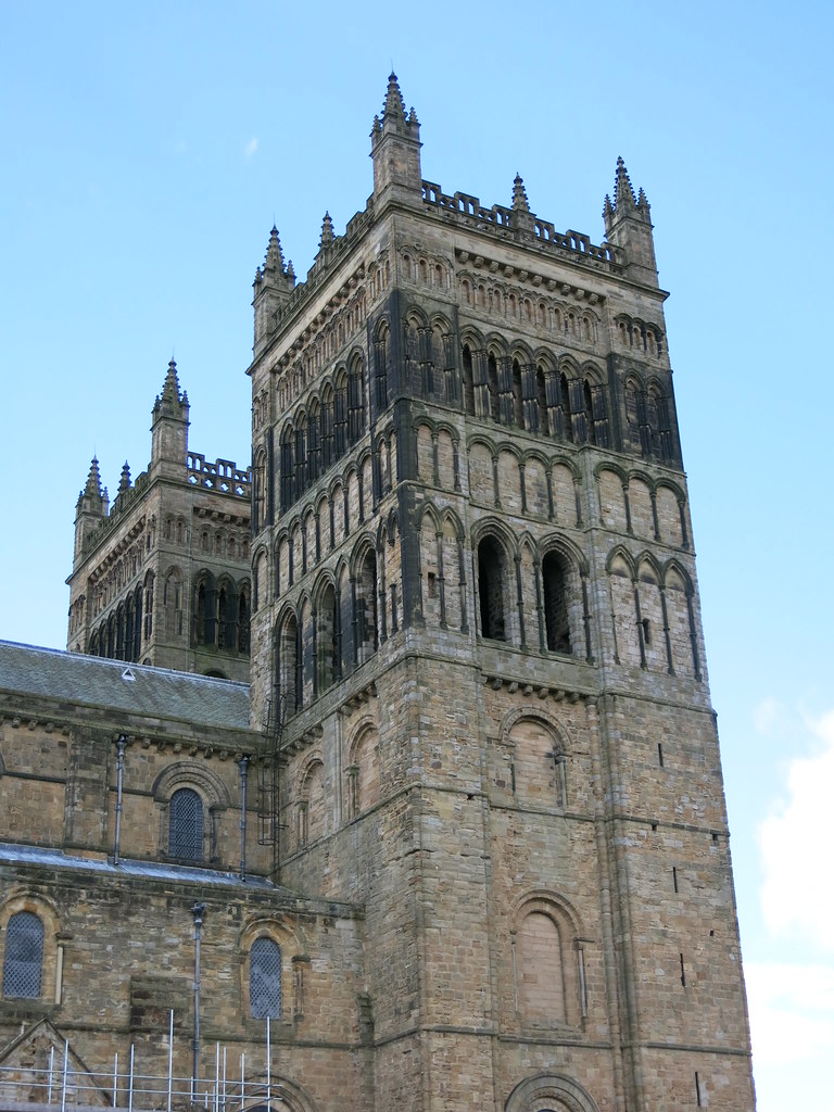 How to recognise a Norman church (1066-1150) All English churches are ...