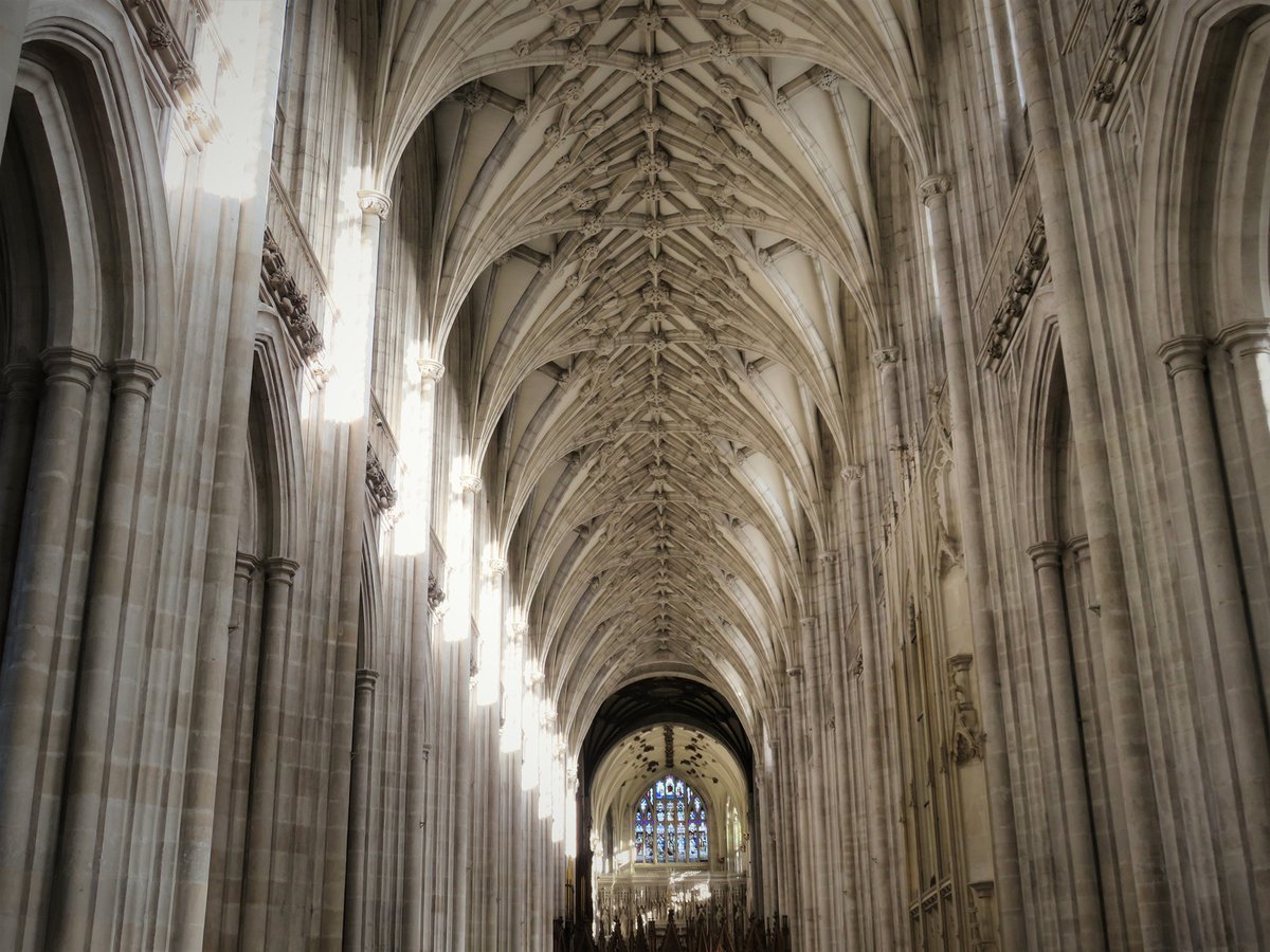How to recognise a Norman church (1066-1150) All English churches are ...