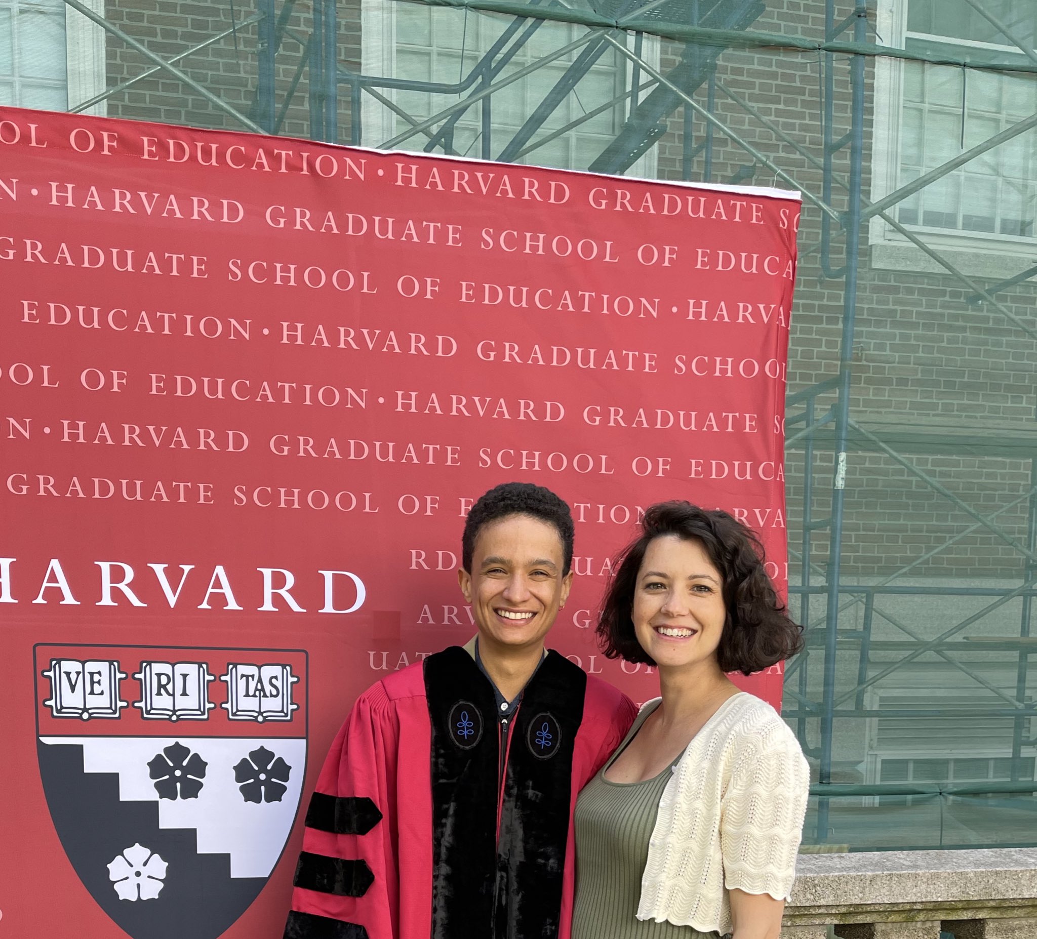 Lila Flavin, MD on Twitter: "My wife is a doctor! Double doctor couple 🙌 🙌 https://t.co ...