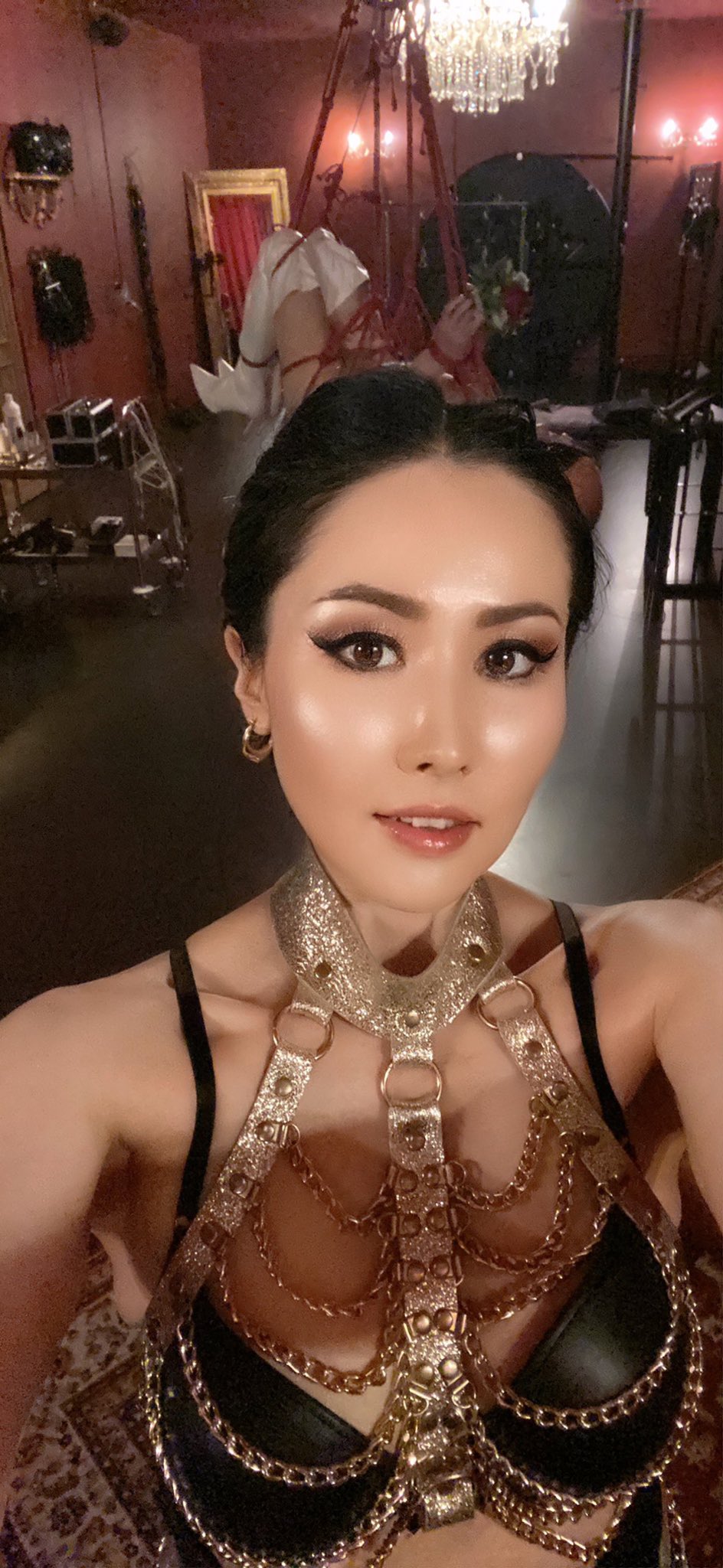 Lady JIKU on Twitter: "@domina_silvia Thank you 🌹🌹🌹" / Twitter