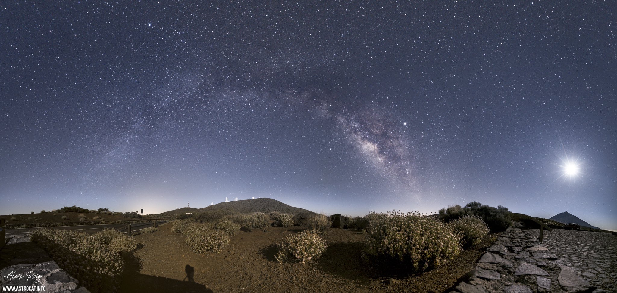 Edgeworks Entertainment on Twitter: "RT @astrocatinfo: Milky Way & Moon, TEIDE ⛰ https://t.co ...