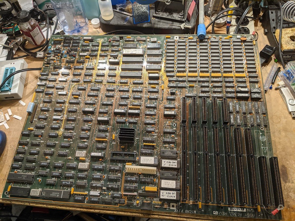 this is the LARGEST motherboard by @TubeTimeUS – Unroll Thread – We ...