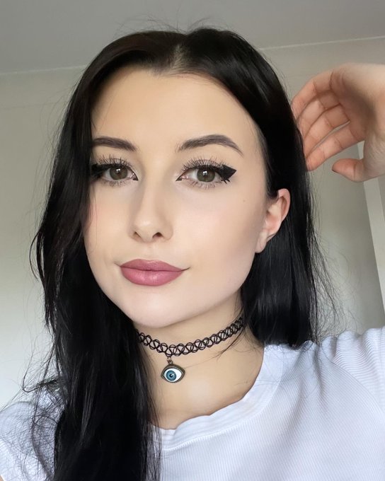 TW Pornstars - Ruby Hexx. Pictures and videos from Twitter. Page 9