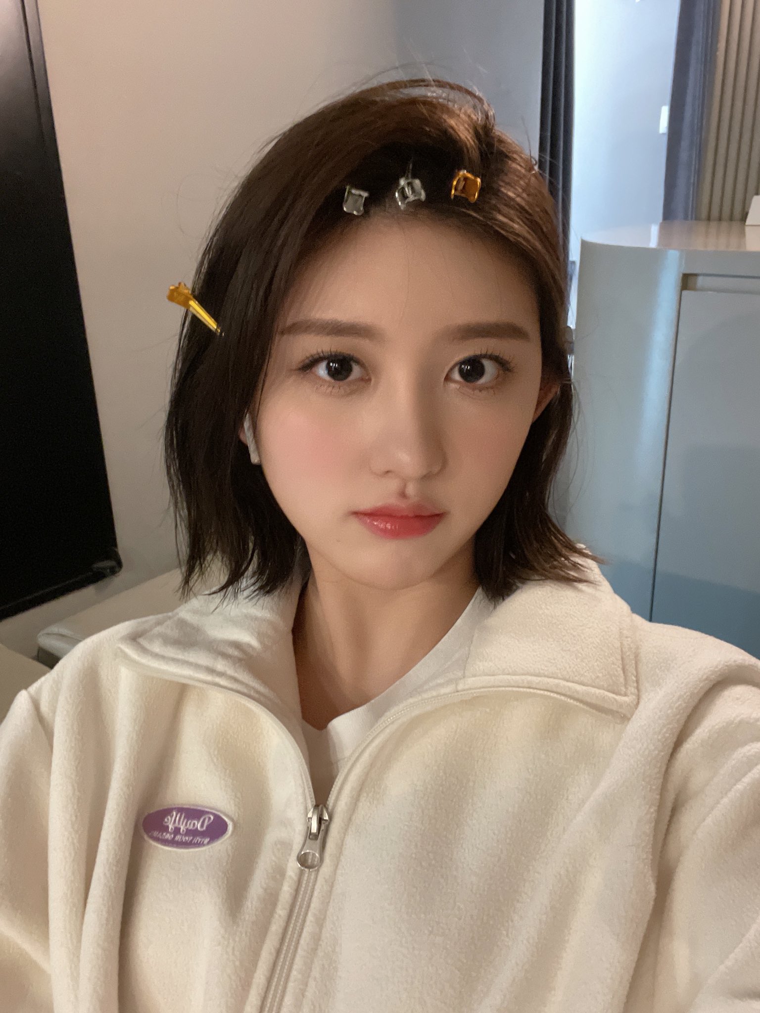 IVE on Twitter: "뾰루퉁😗 #IVE #아이브 #GAEUL #가을 https://t.co/2HbmivJYwp" / Twitter