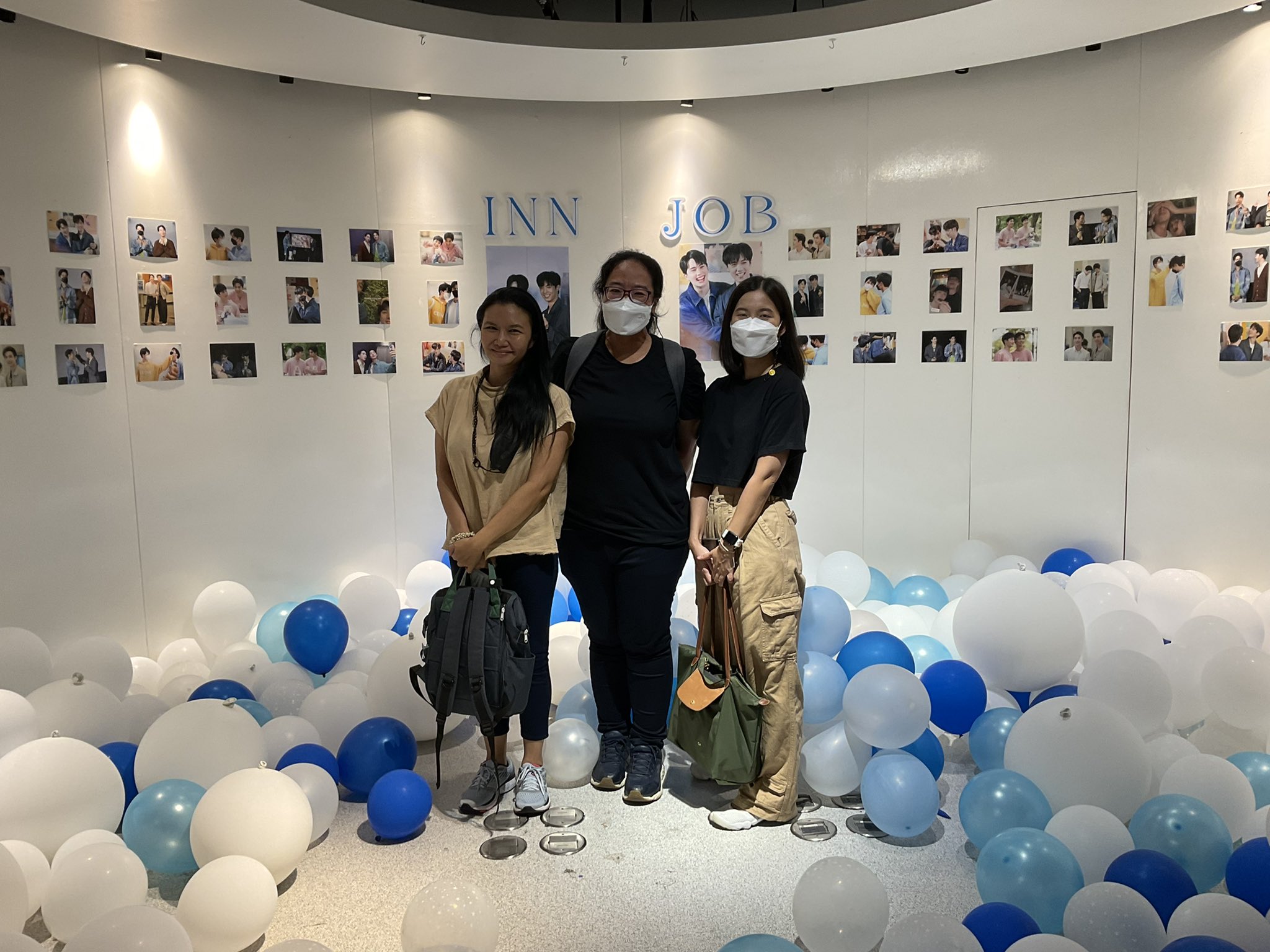 InnJob lover on Twitter: "[💙] ทีมเขียนบท #คุณหมีปาฏิหาริย์ @Peonia111 @maizuth @Fhun_Muanfhun ...