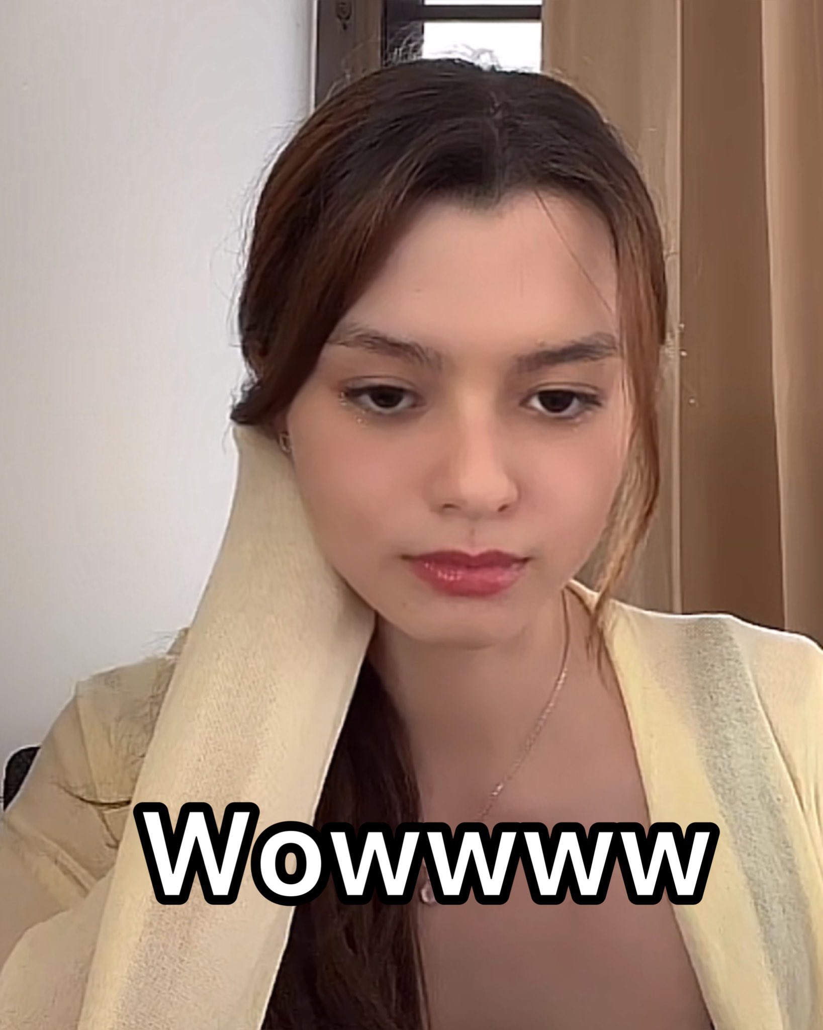 N' Becky (Luv u mami) on Twitter: "ขอหอมแจ้มได้มั้ยยยยยย😚 #ฟรีนเบค https://t.co/lNaYccmDoA ...