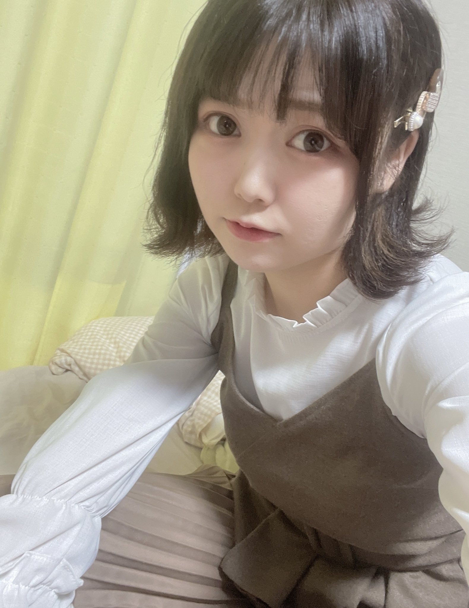 成実まあり on Twitter: "おはよう〜🤍🤍 今日はdazzlinのジャンスカです👗🤍 ちょっと急に寒くなんの聞いてないなァ？？？🥺 #成実まあり #国民の妹 #まりもちゃん ...