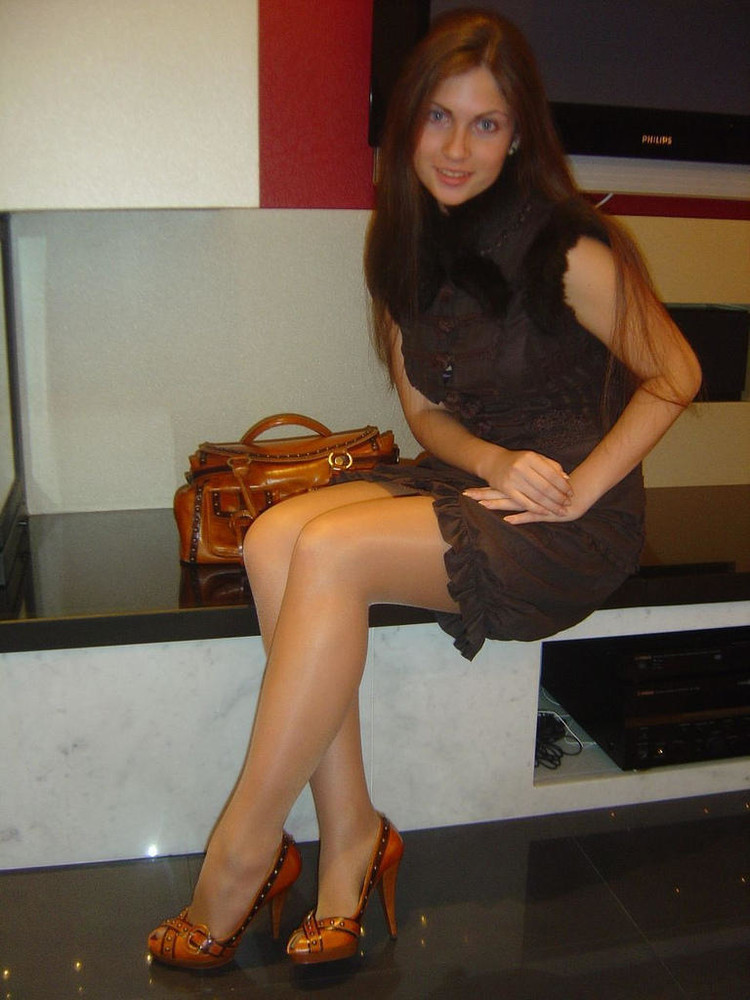 Amateur Pantyhose On Twitter Cute Minidress With High Heels And Shiny