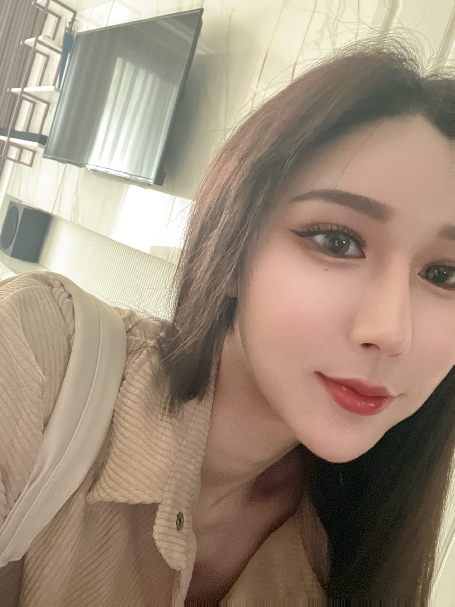 每天打扮優雅從容出門 給自己帶上不同的笑容😊 https://t.co/lvZZMCWpXz JVID🔍夢夢monmon #jvfans #JVID #百大女郎 #JKF雜誌 #JKF女郎 ...