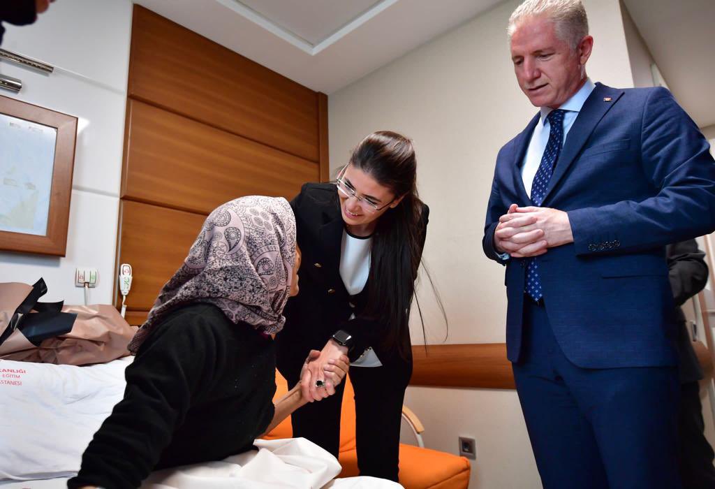 Dr Mehmet Canbekli On Twitter والي غازي عنتاب برفقة زوجته وبرفقة وفد