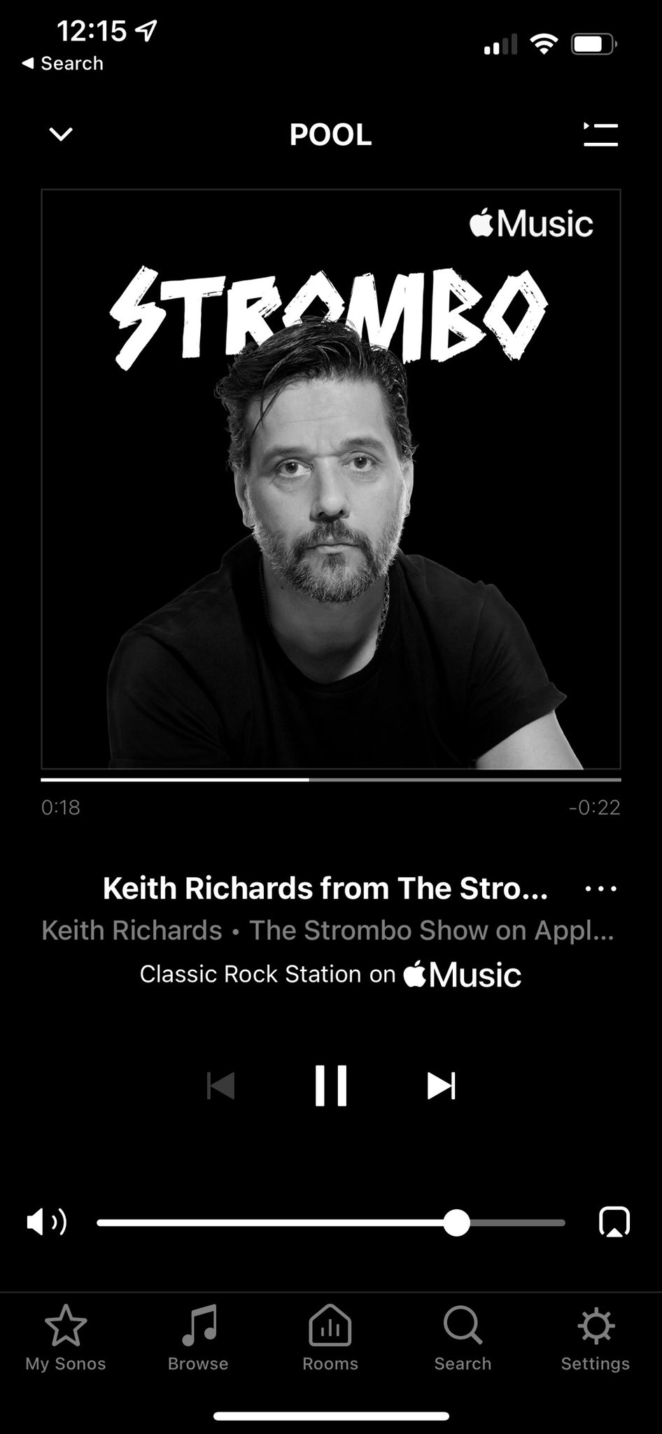 Jim Dalrymple on Twitter: "Here is a screenshot of the @AppleMusic ad while playing Apple’s own ...