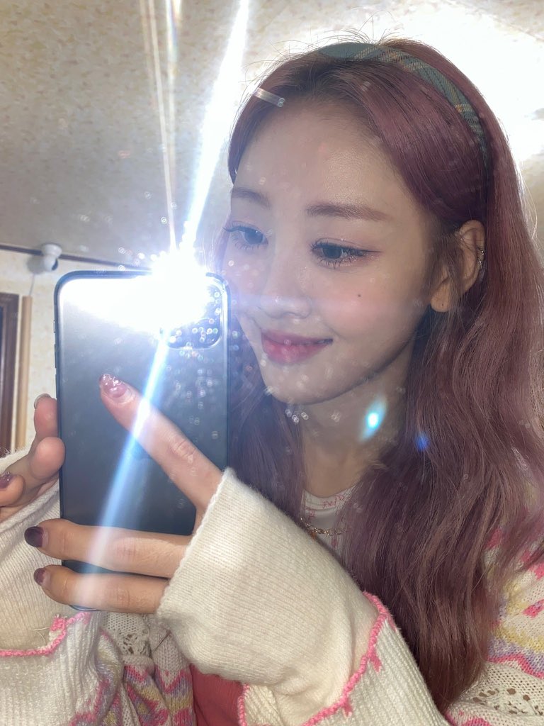 Cherry Motion 멕시코 on Twitter: "Yves 💬 🦢: “Ya que es nuestra primera gira, haremos todo lo ...