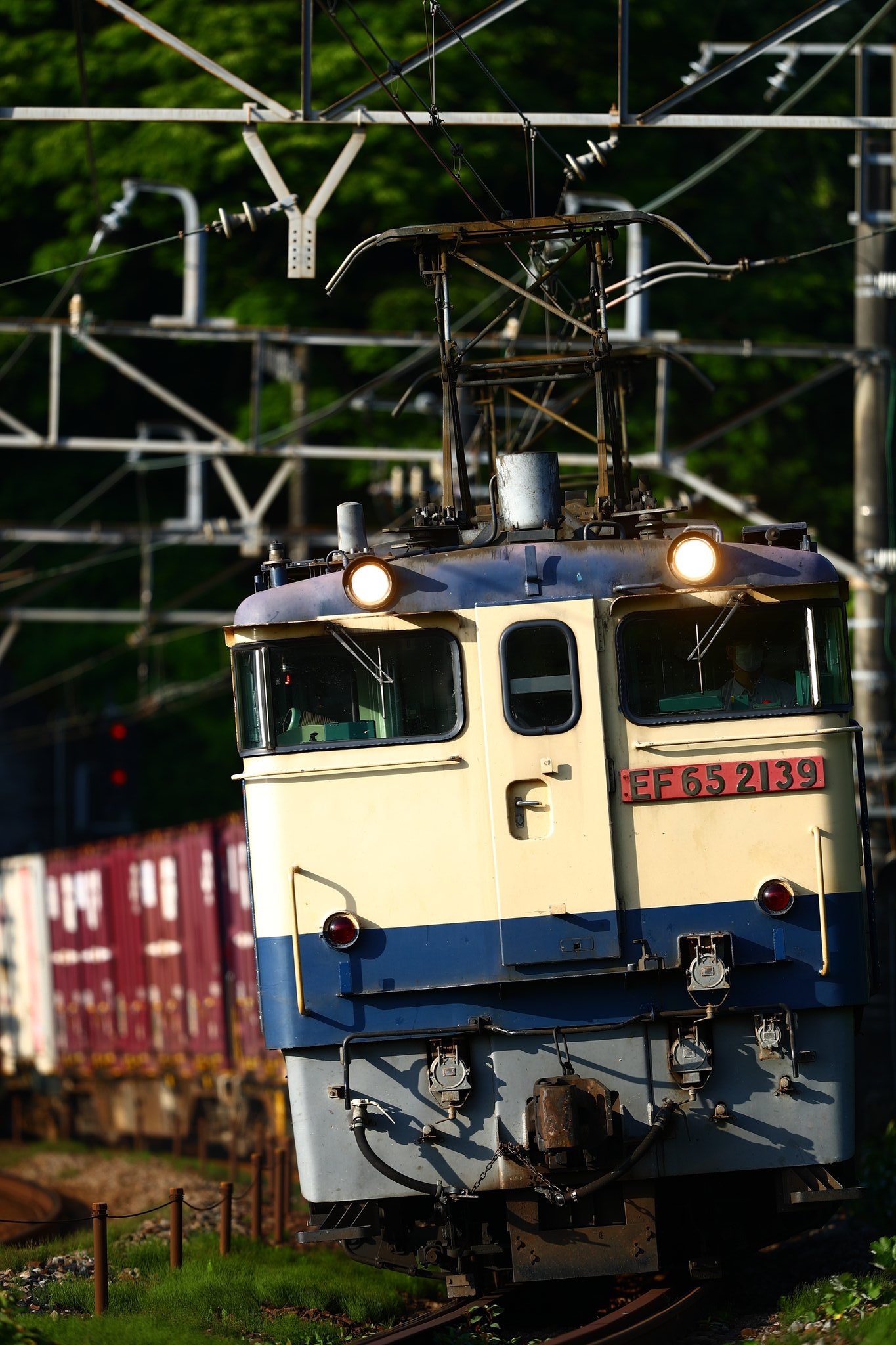 ちゃんぷる on Twitter: "2022/6/1 5086レ EF65 2139+コキ https://t.co/PV6LlbizcY" / Twitter