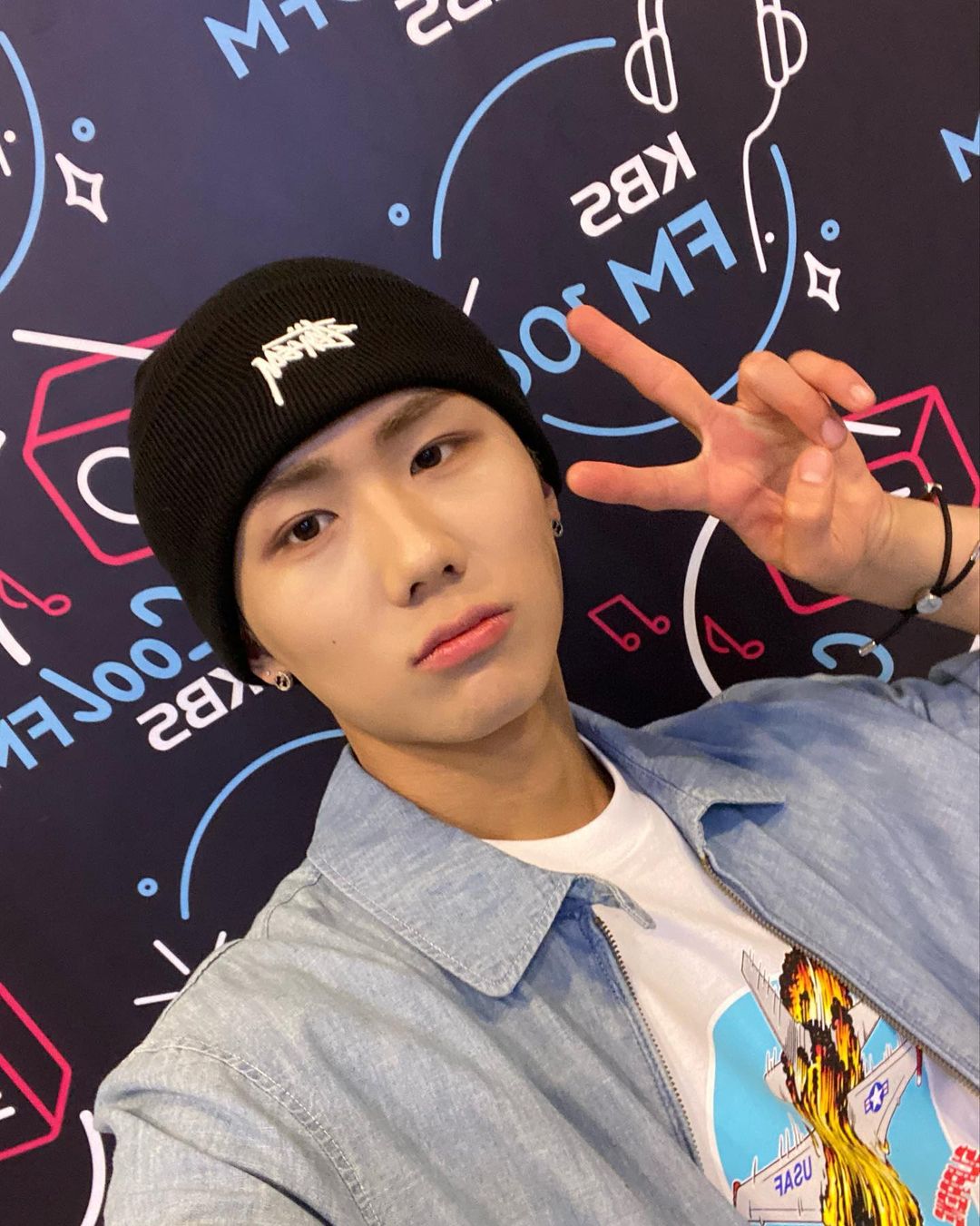 Jonghyeong Pics on Twitter: "#DKZ #종형 #JONGHYEONG https://t.co/q1yfT3PKJn" / Twitter