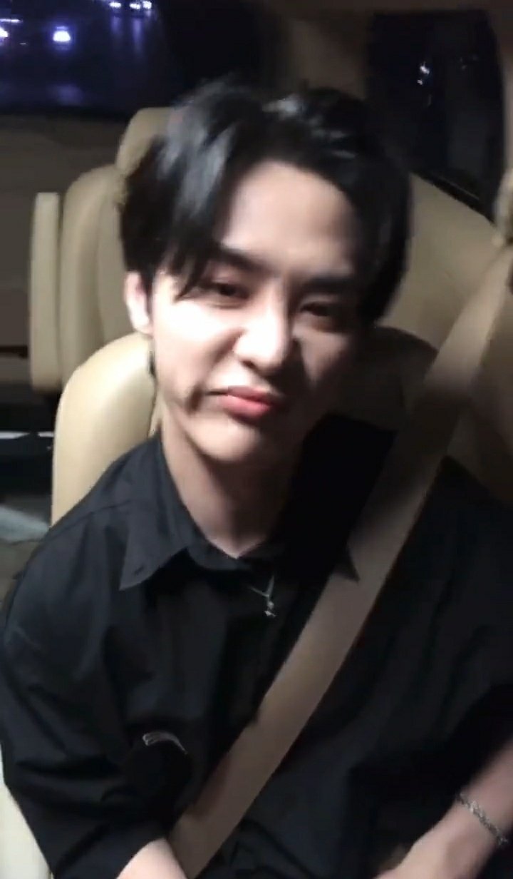 daily kun on Twitter: "from meme to hot kun kun https://t.co/MFGF6y8gza" / Twitter