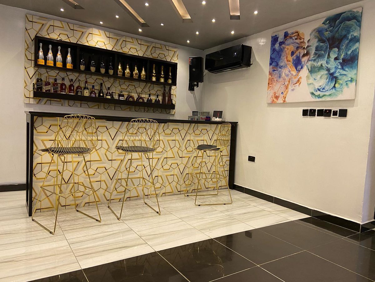📍11 New restaurants in Lagos 🇳🇬 to visit [a thread 👇] 1. Ziya Delicacy ...