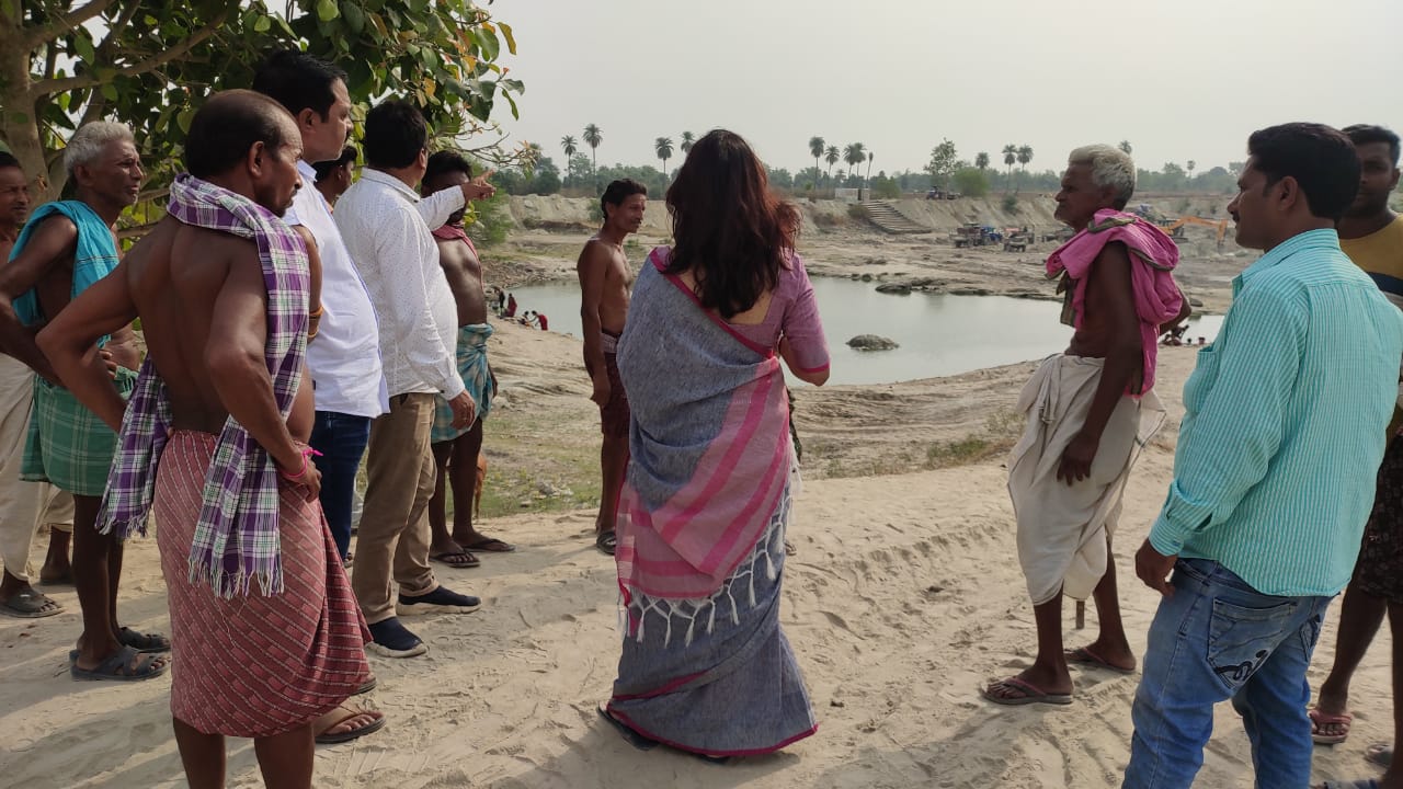 Aboli Naravane on Twitter: "Visited Matikode village at Baladi GP Sonepur Block. Being a remote ...