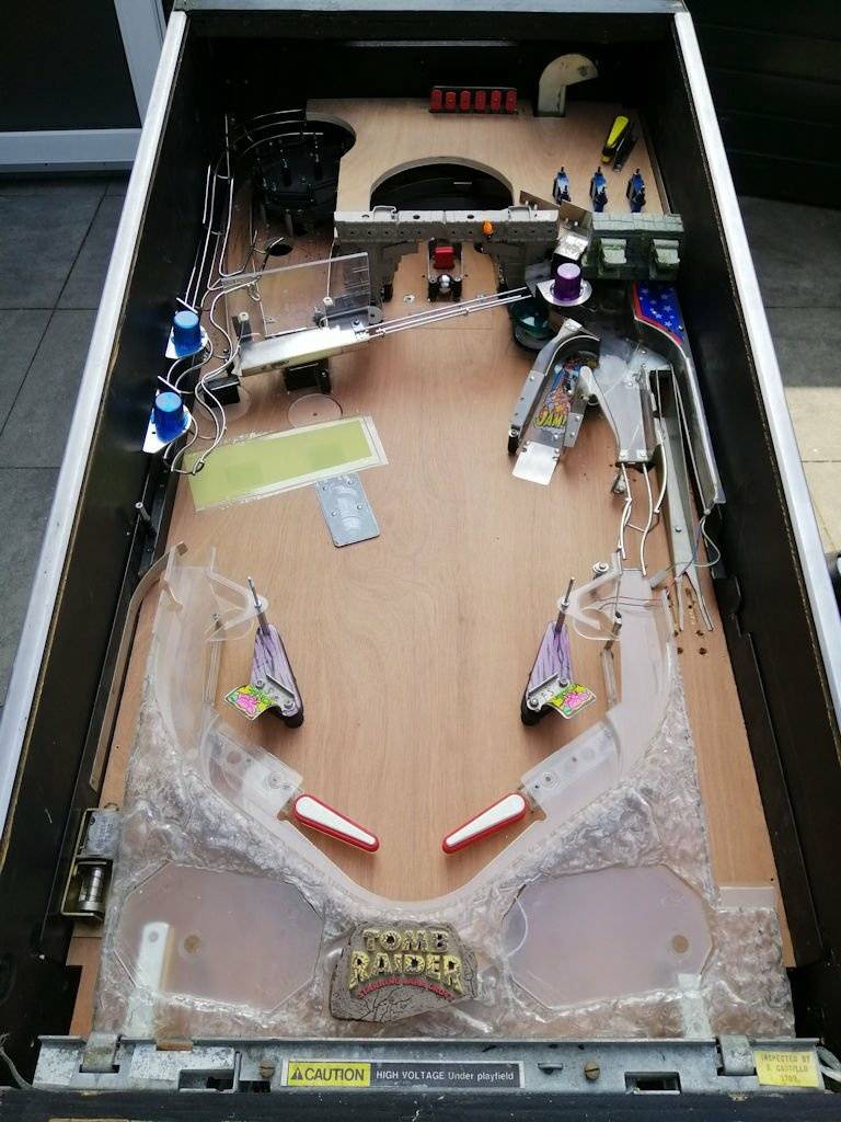 Dailyfanservice on Twitter: "RT @ausretrogamer: Homebrew TOMB RAIDER pinball machine - in ...