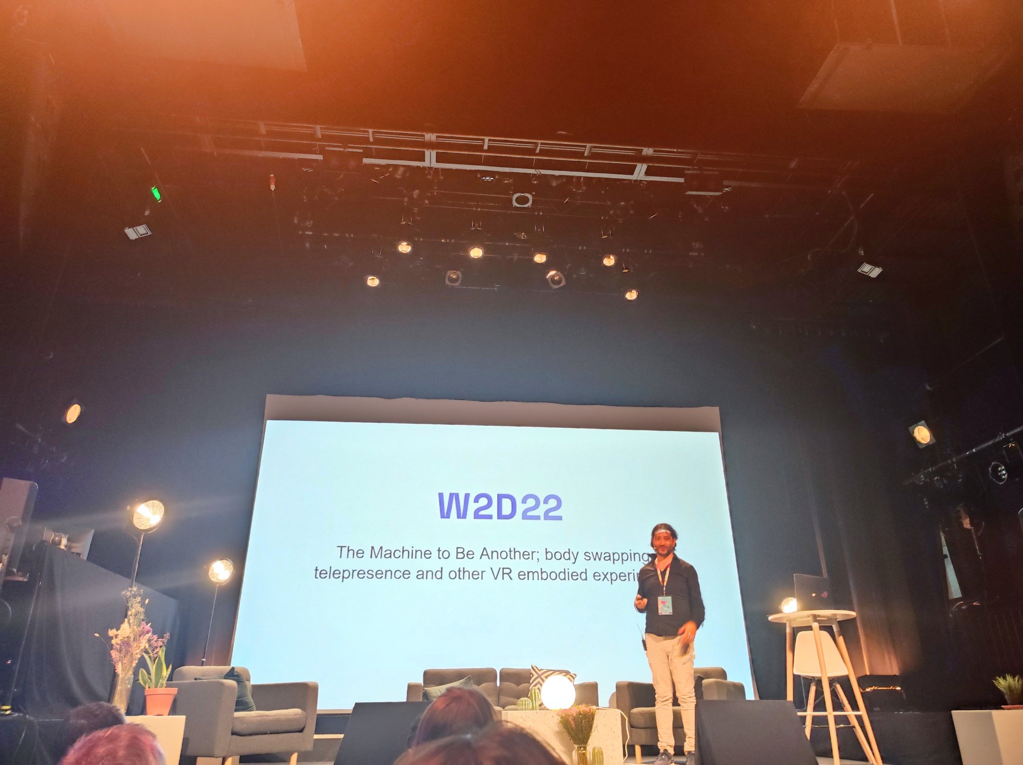 Anaïs Guillemaud (she/her) on Twitter: "Up next is Daniel González-Franco @beanotherlab to chat ...