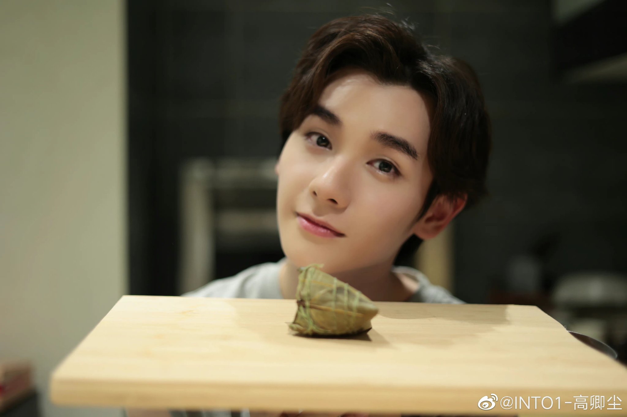 INTO1-Nine ( 高卿尘 ) Official TH on Twitter: "2022.06.03 || 高卿尘 Weibo update 🔗 https://t.co ...