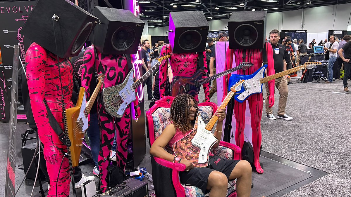 cream.guitars @CreamGuitars X Profile | Muskviewer