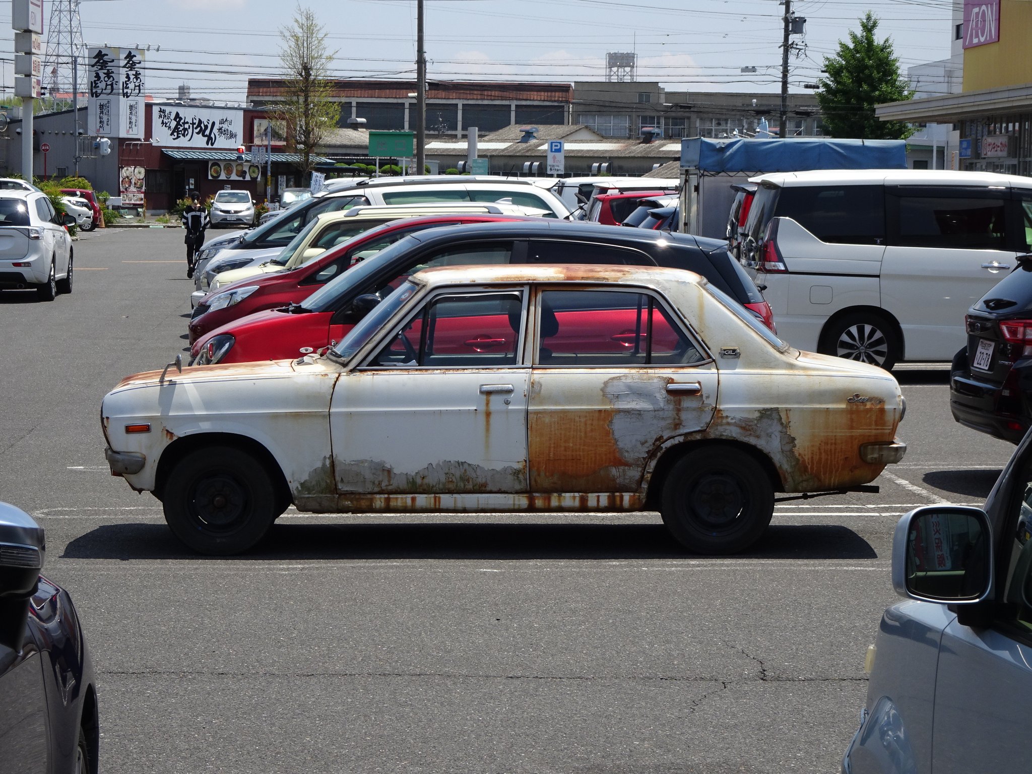 Ruby & Emmeline on Twitter: "ボロボロやな。 https://t.co/K9AxUxbHq8" / Twitter