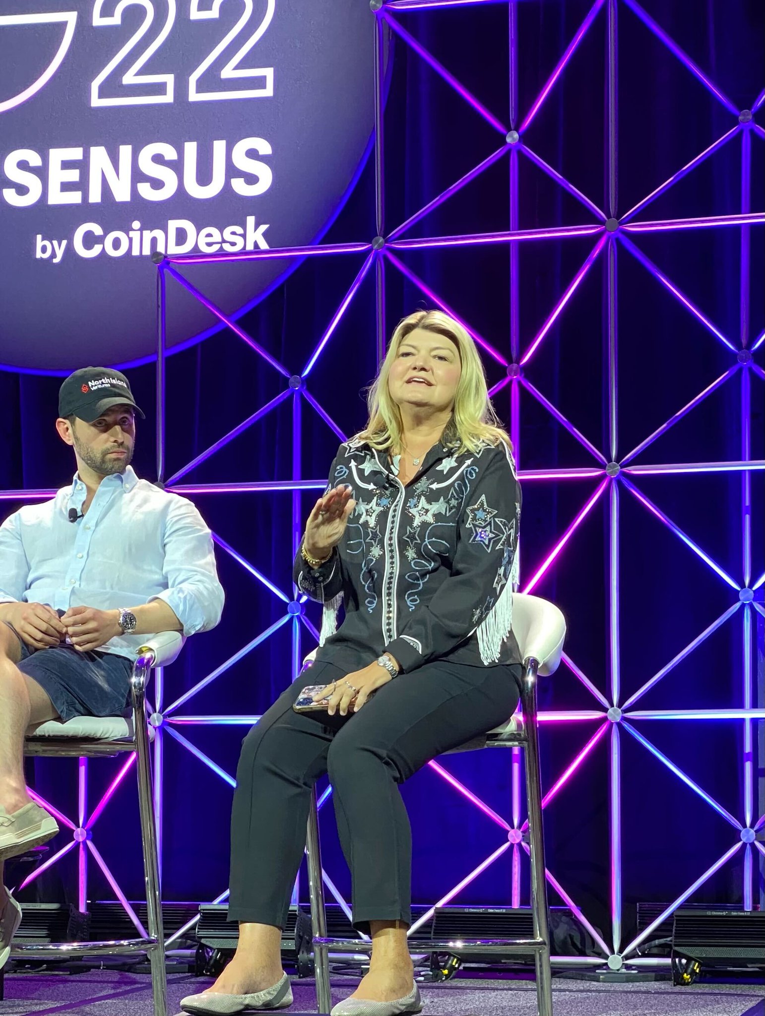 unstoppable.blockchain on Twitter: "🙌 UD SVP of BD @sandy_carter is currently on stage at ...