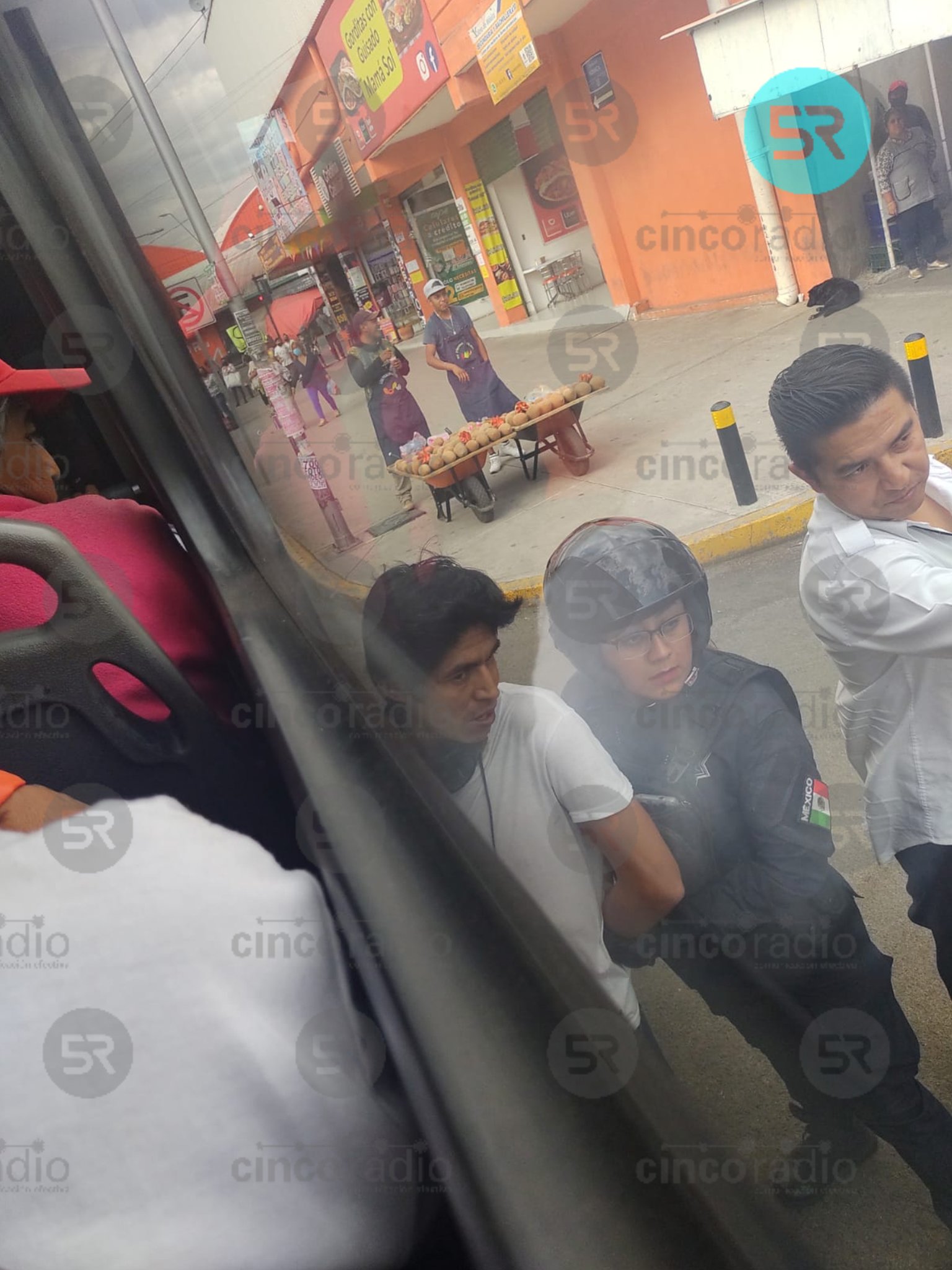 Cinco Radio Oficial On Twitter 📢 Laredcincoradio Reporta Asalto A