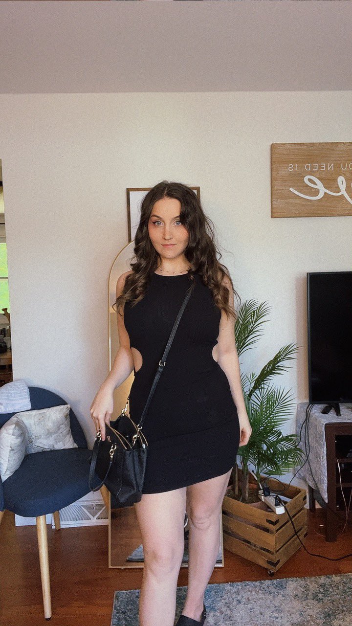 TW Pornstars - 2 pic. Ellesquishy. Twitter. c: got dressed up. 2:49 PM ...