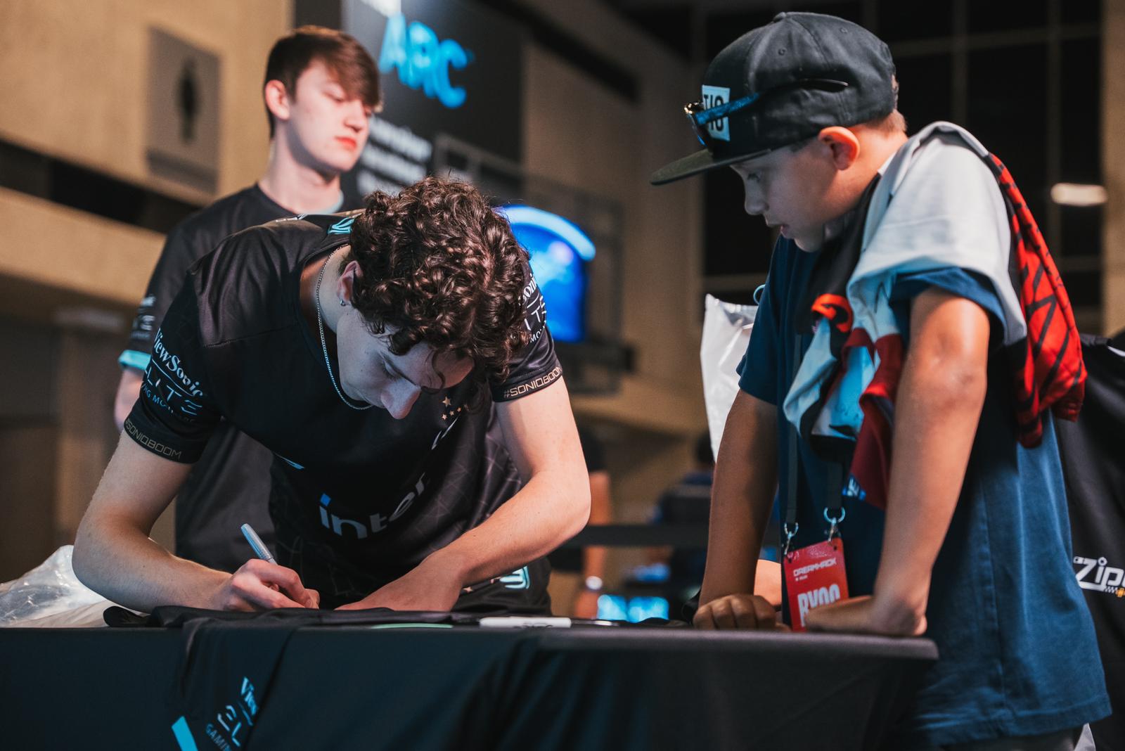 TGLTN on Twitter: "Thank you @DreamHack! I forgot what life was like before COVID and it was ...