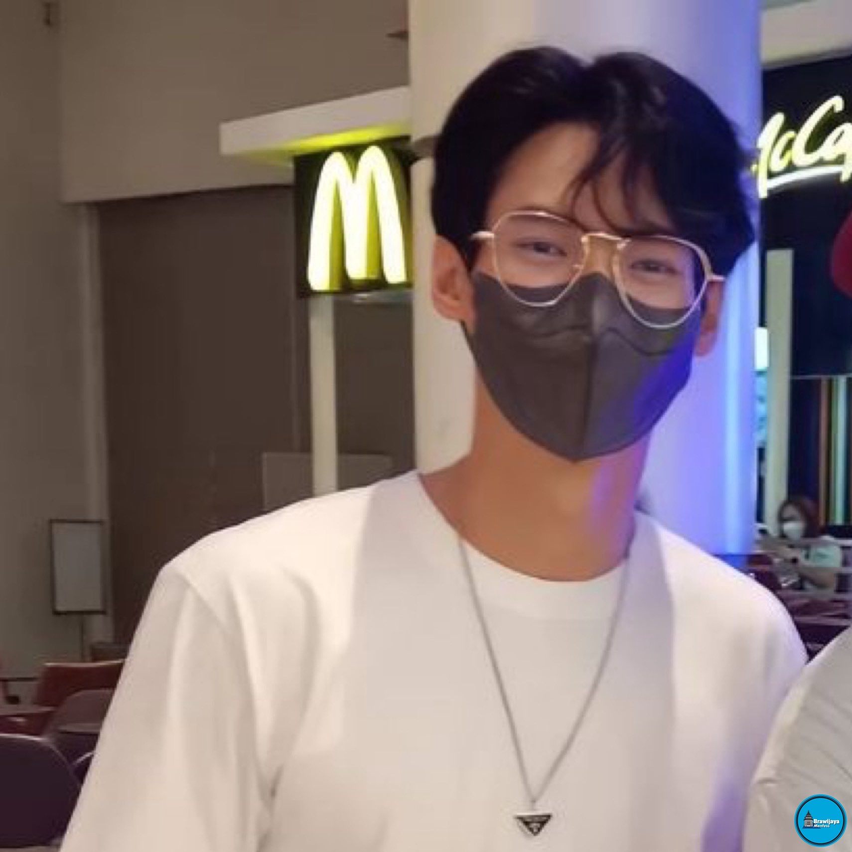 UB MENFESS | ON on Twitter: "Braw! Cowokku kok ganteng banget ya? https ...