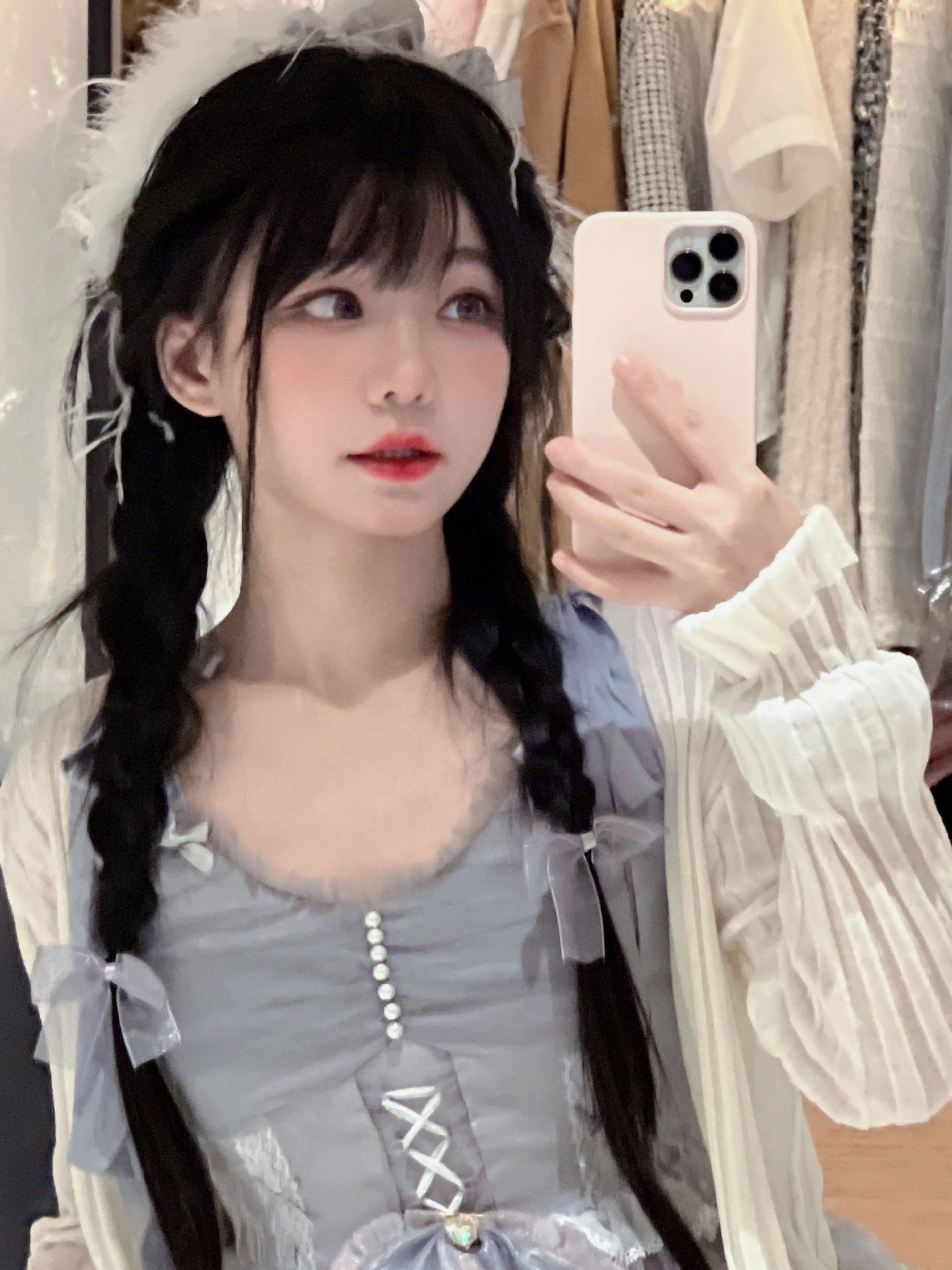 咬人猫Yaorenmao on Twitter: "想发个照片📷Want to send photos https://t.co/DQ4lrVCLMi" / Twitter