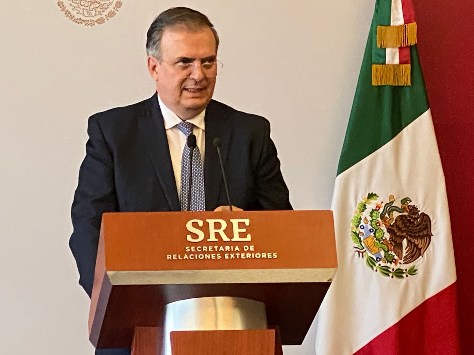 Azteca Noticias On Twitter Ebrard Sale Al Quite El Canciller M
