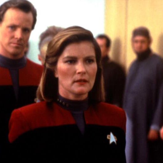 Captain Janeway Long Hair