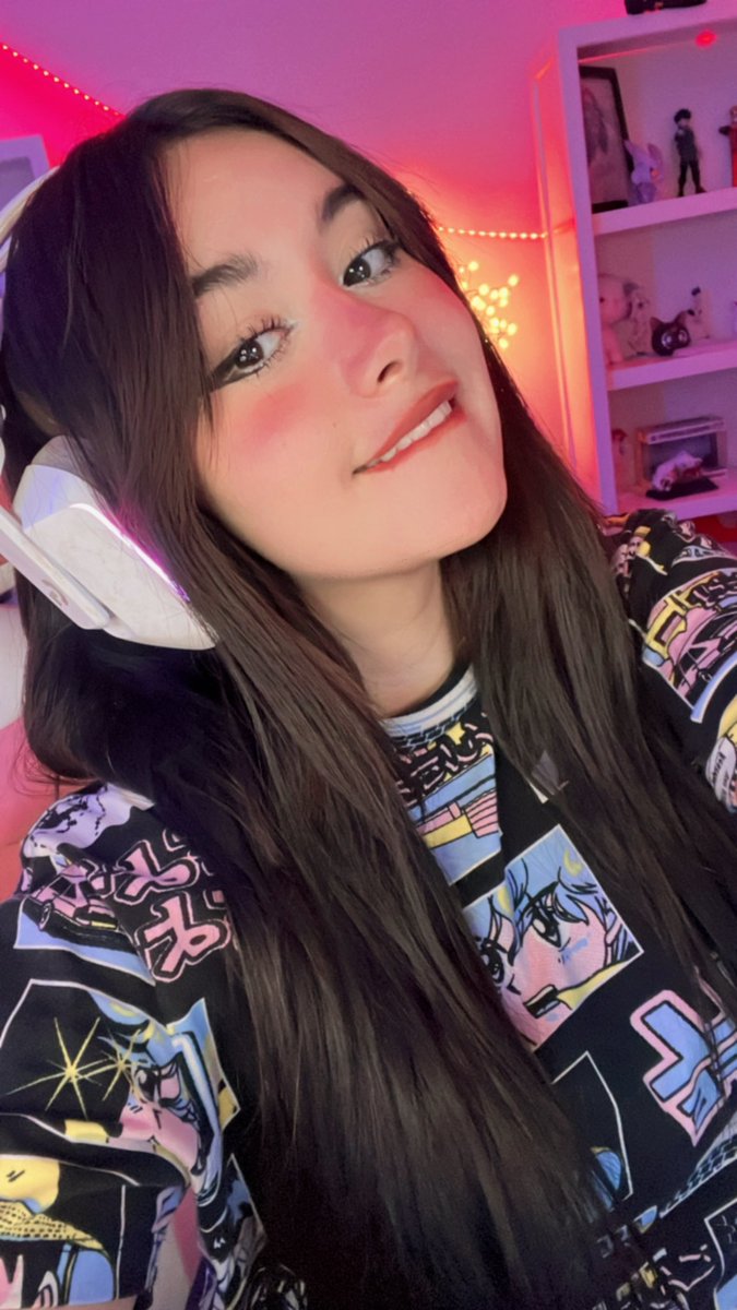 🌸LAIMUN🌸 @xlightmoonx1 Timeline, The Visualized Twitter (Analytics)